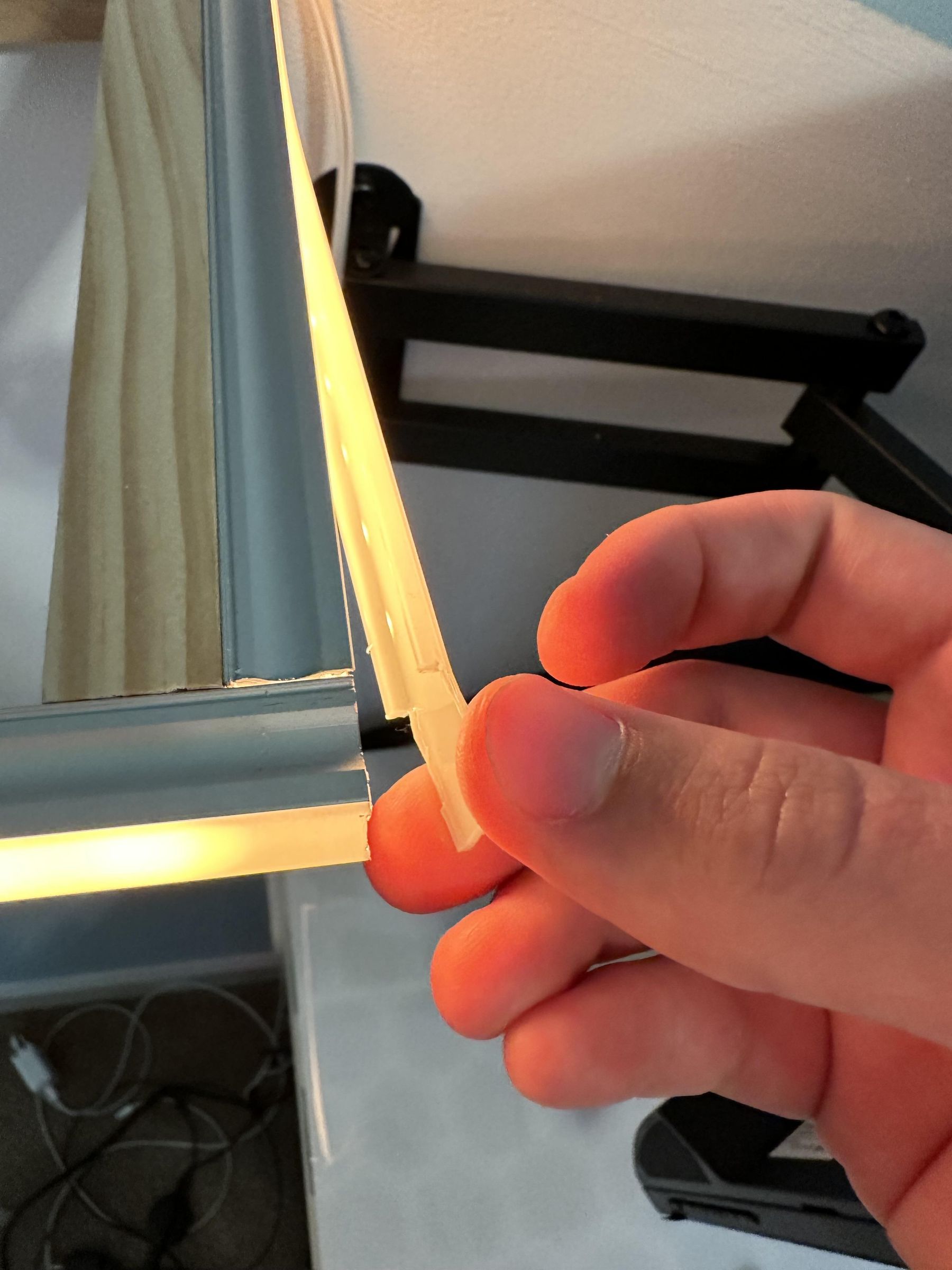 Floating LED Shelves! : 5 Steps (with Pictures) - Instructables