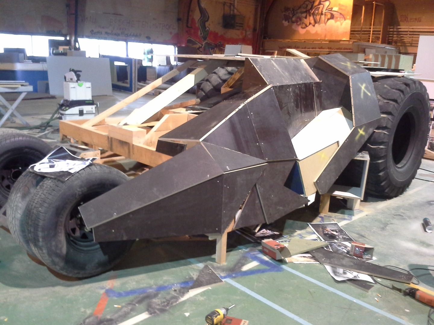 Batmobile Tumbler : 7 Steps (with Pictures) - Instructables