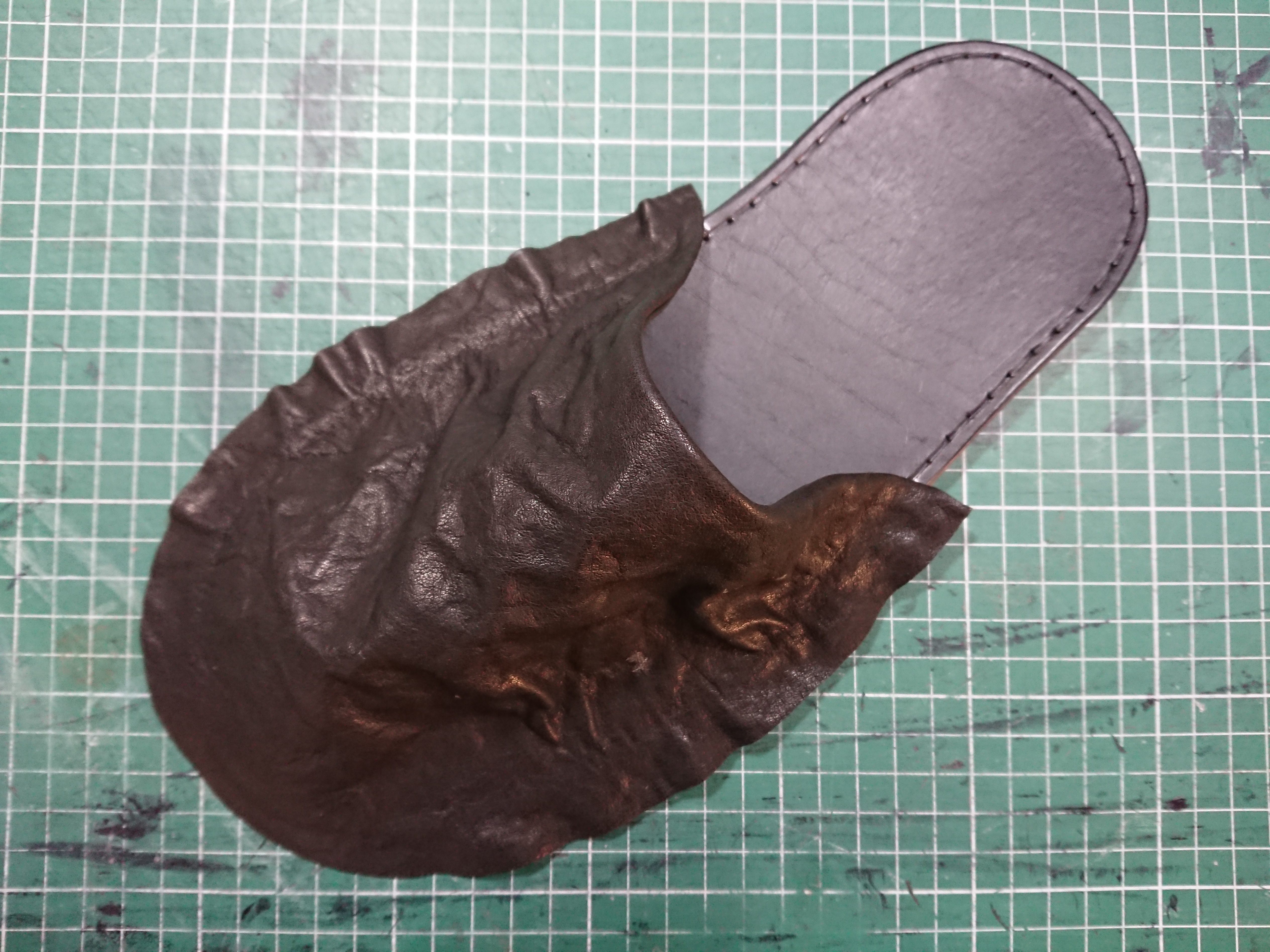 Making Leather Slippers : 9 Steps (with Pictures) - Instructables