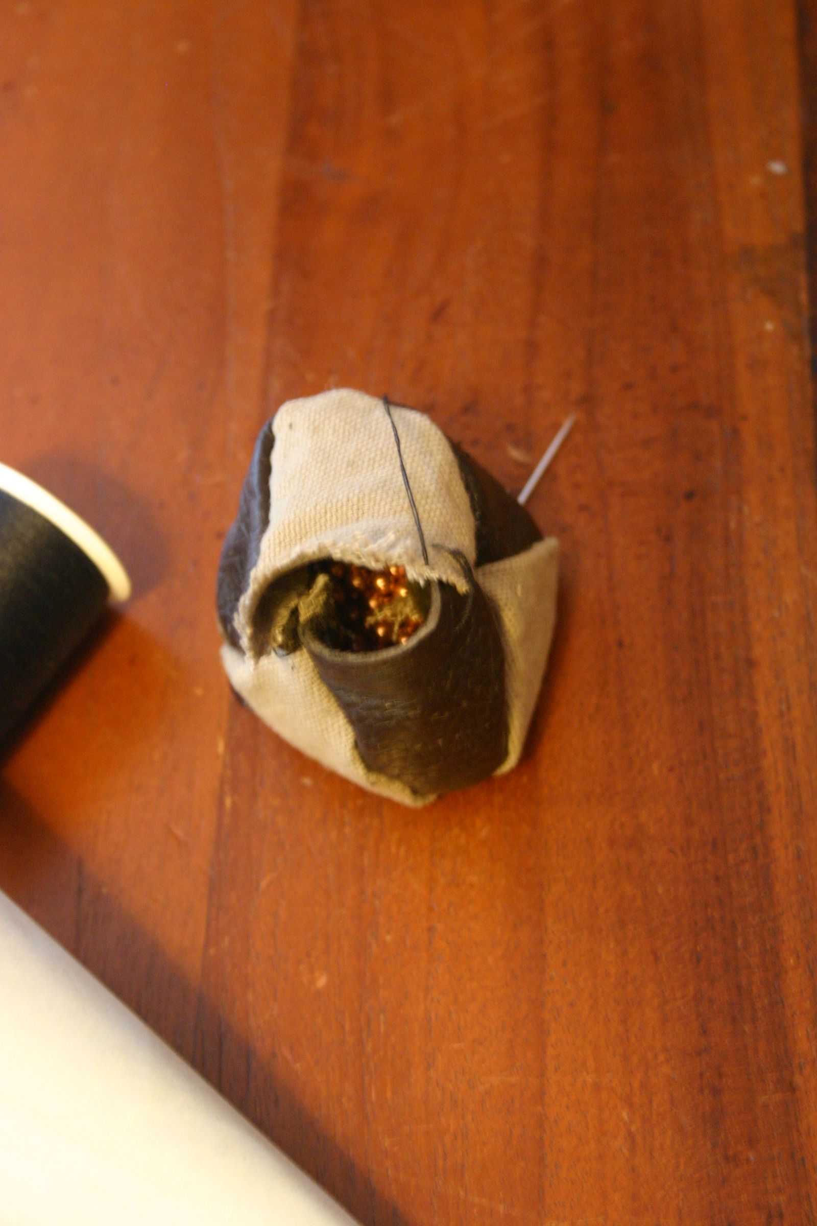 Custom 'Octohedral' Juggling Bags (or Hacky Sacks) : 10 Steps (with ...