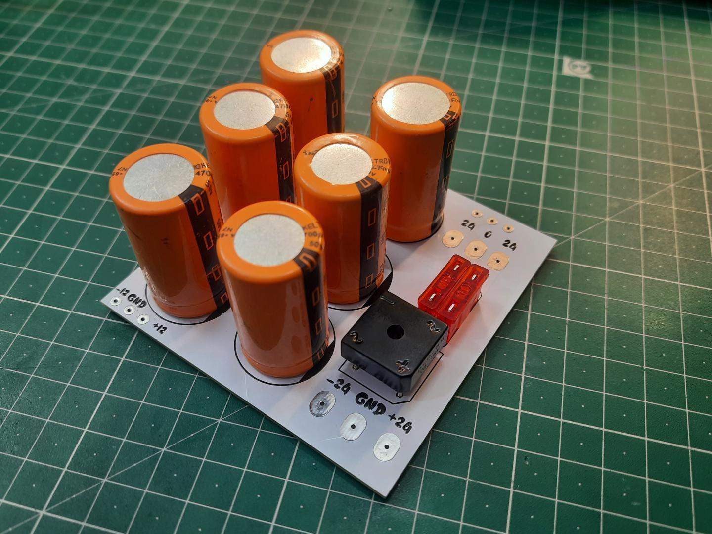 I Made My Own Class D Amplifier : 9 Steps - Instructables
