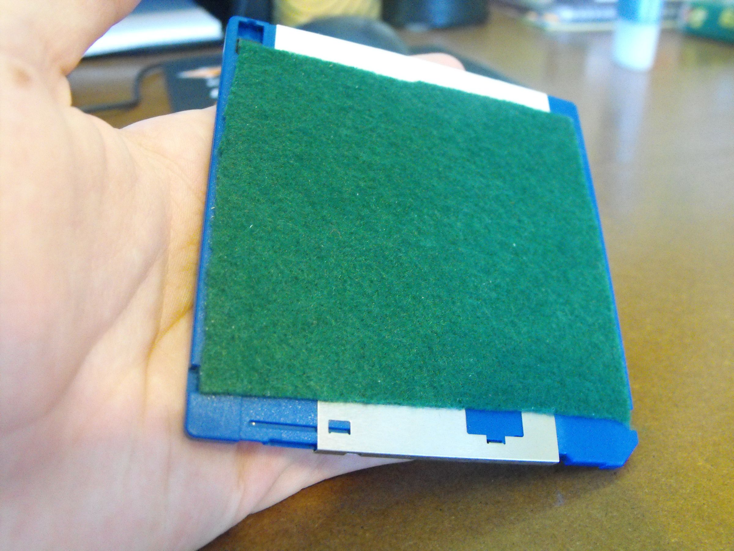 Floppy Disk Coaster Holds 1.44MB of Your Favorite Beverage - Hot or ...