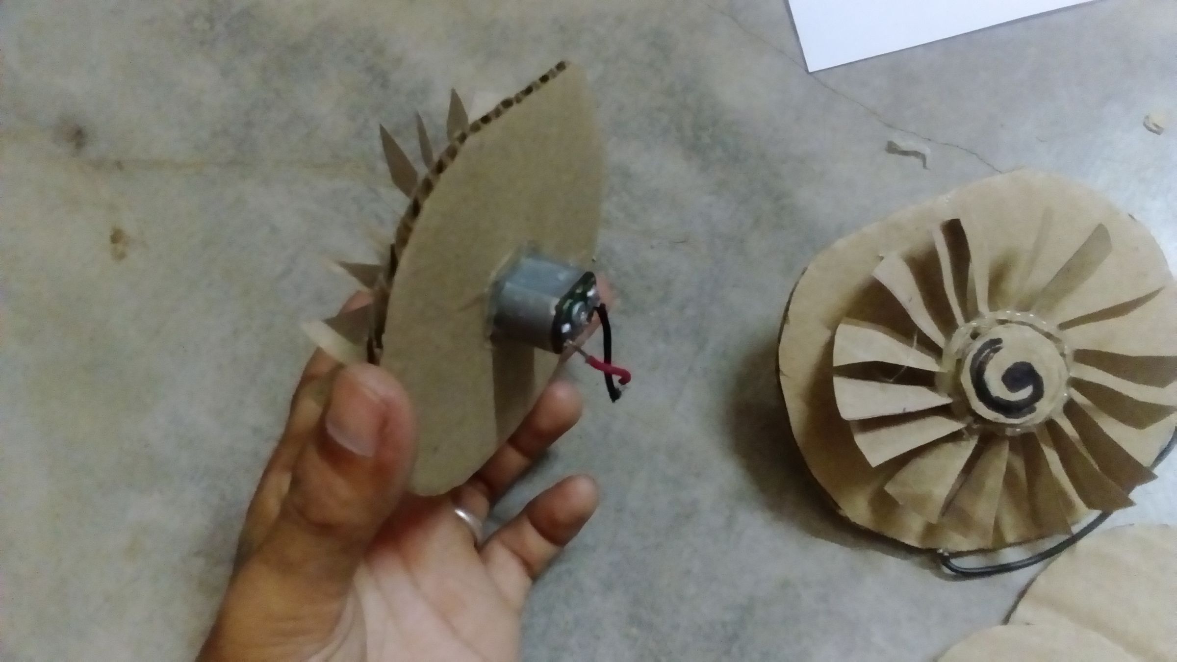 Boeing 737-800 Build Out of CARDBOARD : 9 Steps (with Pictures ...
