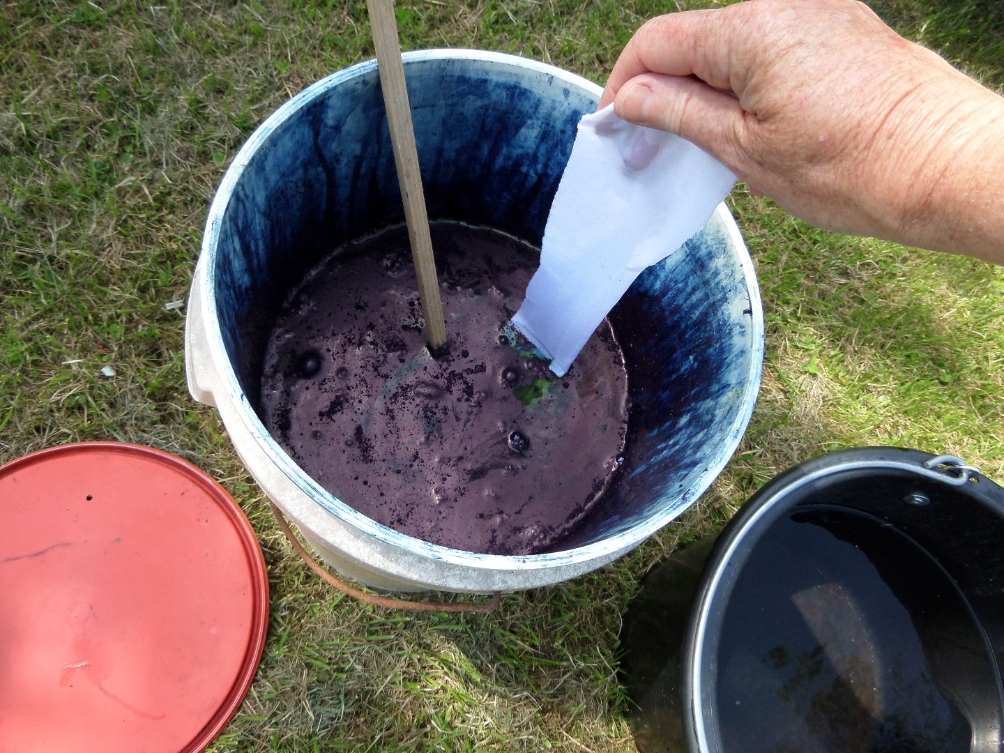 Batik Potato Masher Blind : 14 Steps (with Pictures) - Instructables
