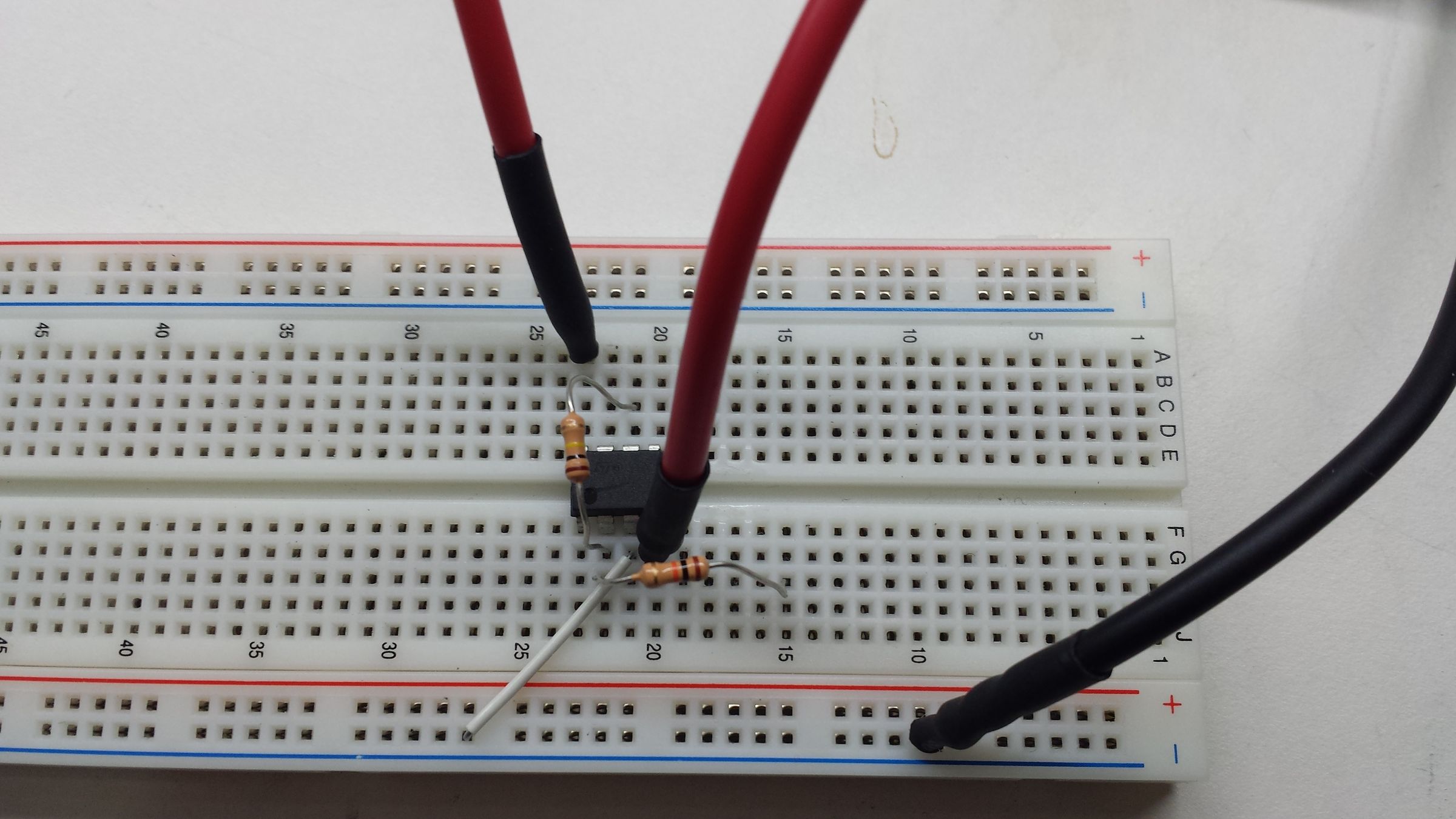 Inverting Amplifier Circuit : 7 Steps - Instructables