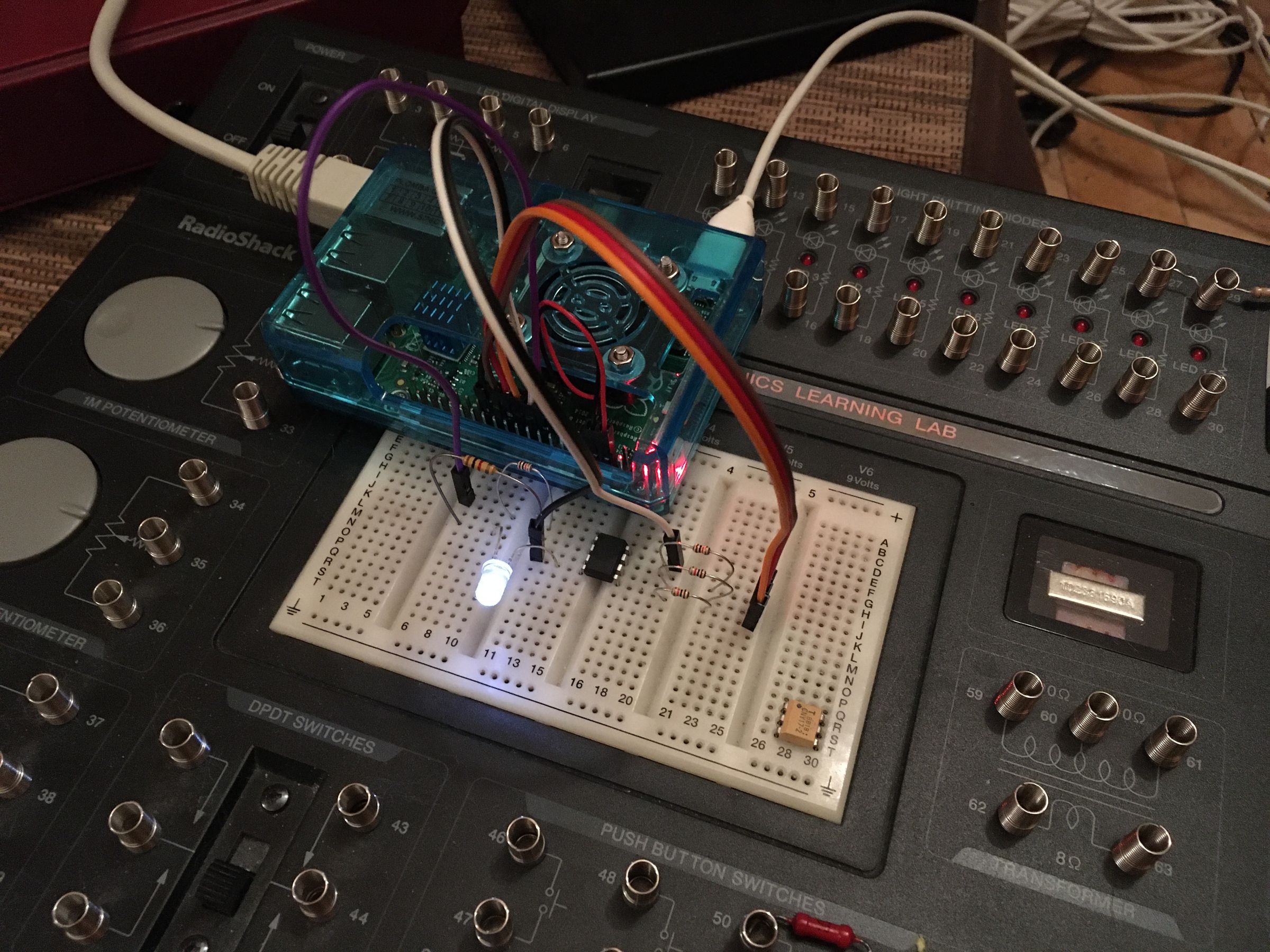 Programming the ATtiny85 From Raspberry Pi : 4 Steps - Instructables