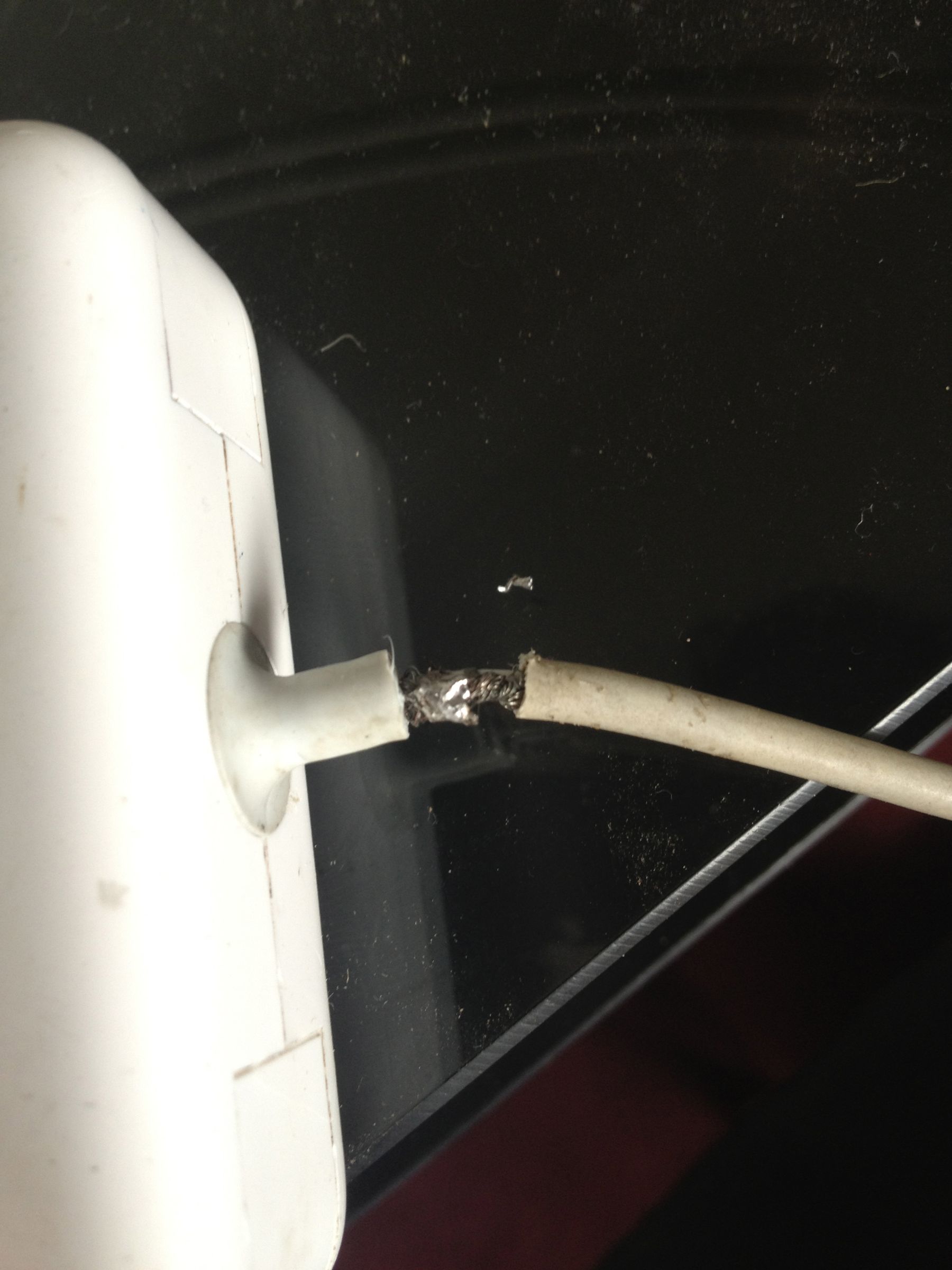 How to Fix a Broken MagSafe Charger - Instructables