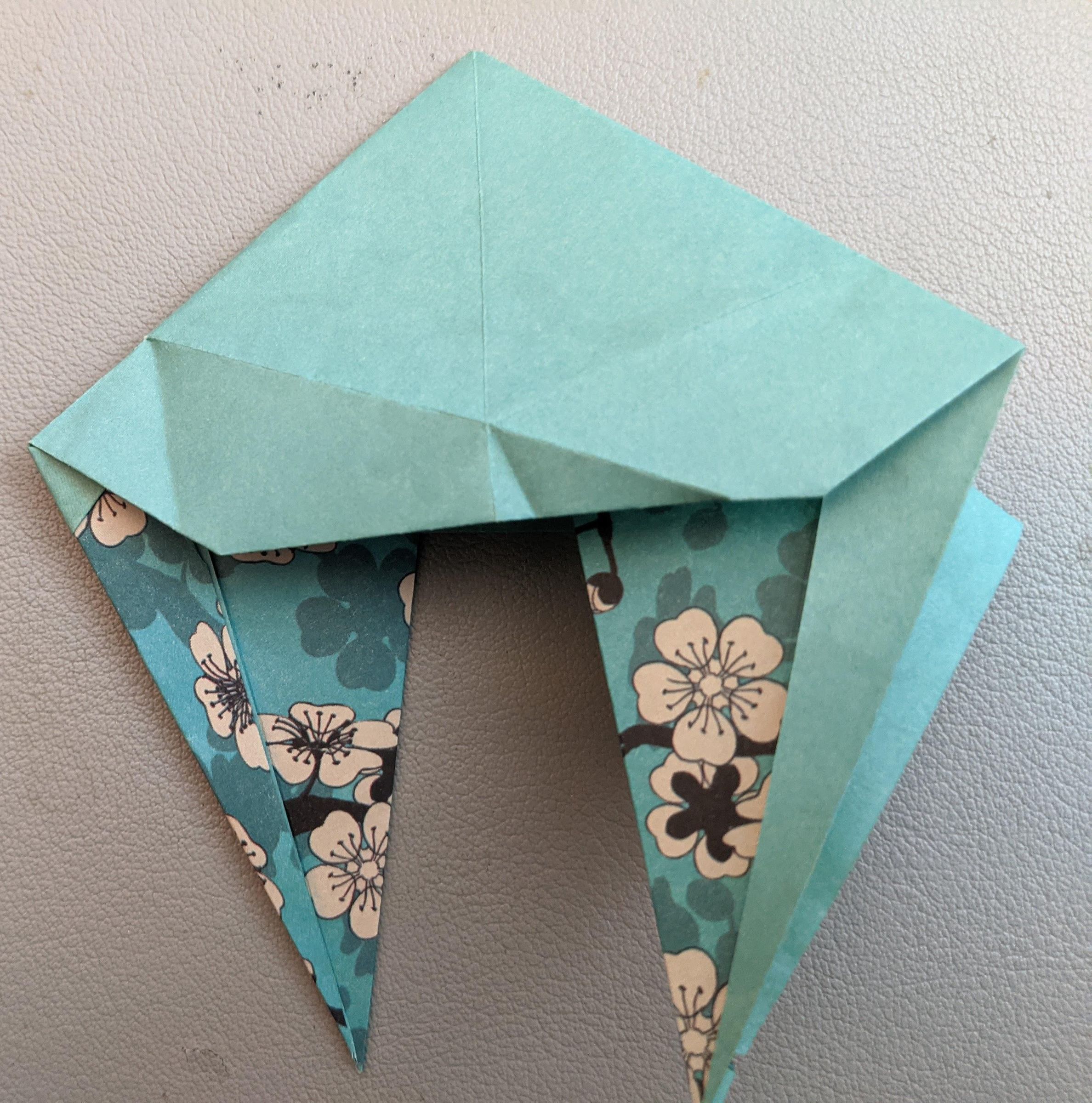 Origami Walrus Bookmark V2 : 9 Steps - Instructables