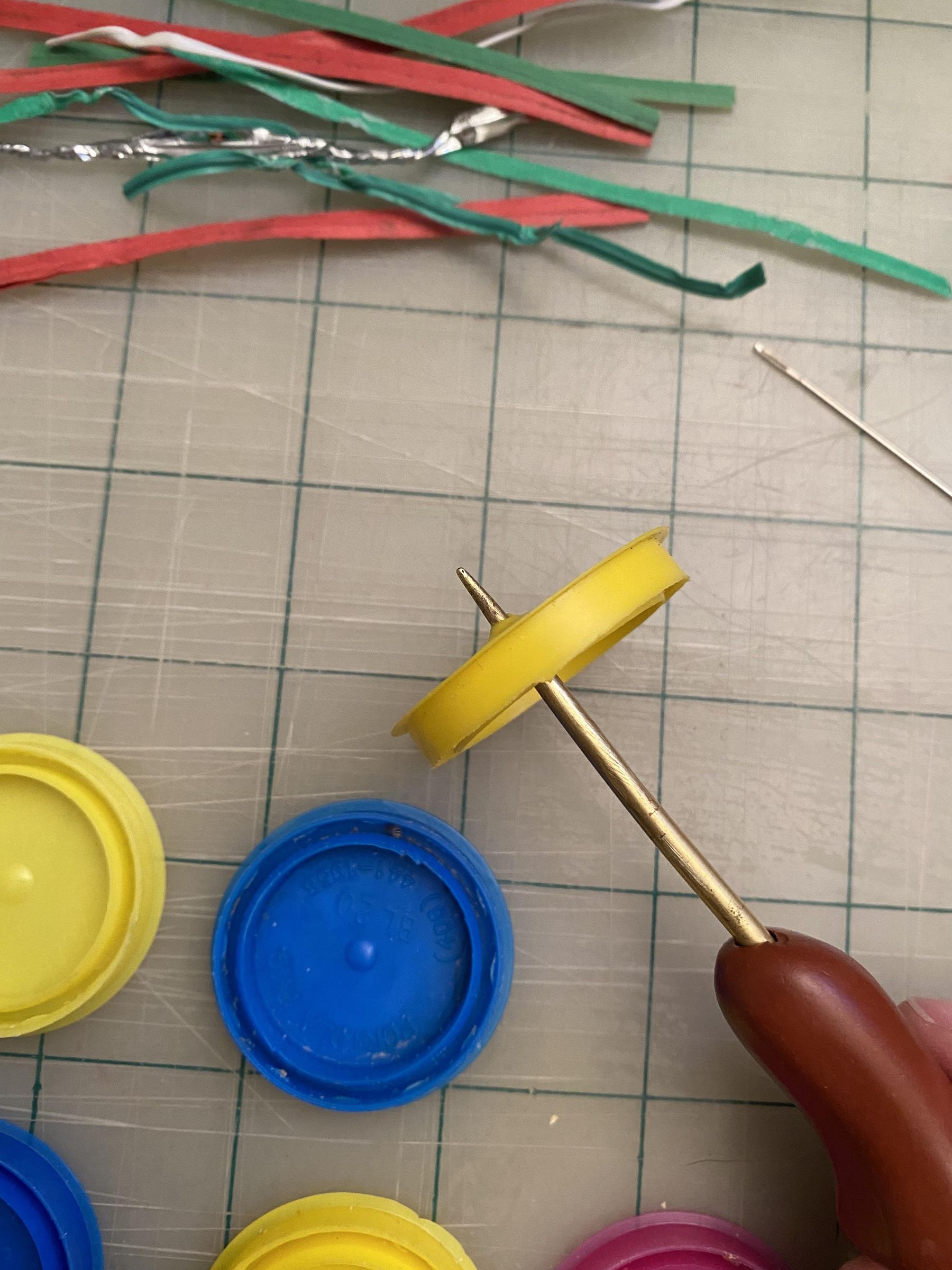 Recycle Warrior Plastic Chain Mail : 7 Steps (with Pictures ...