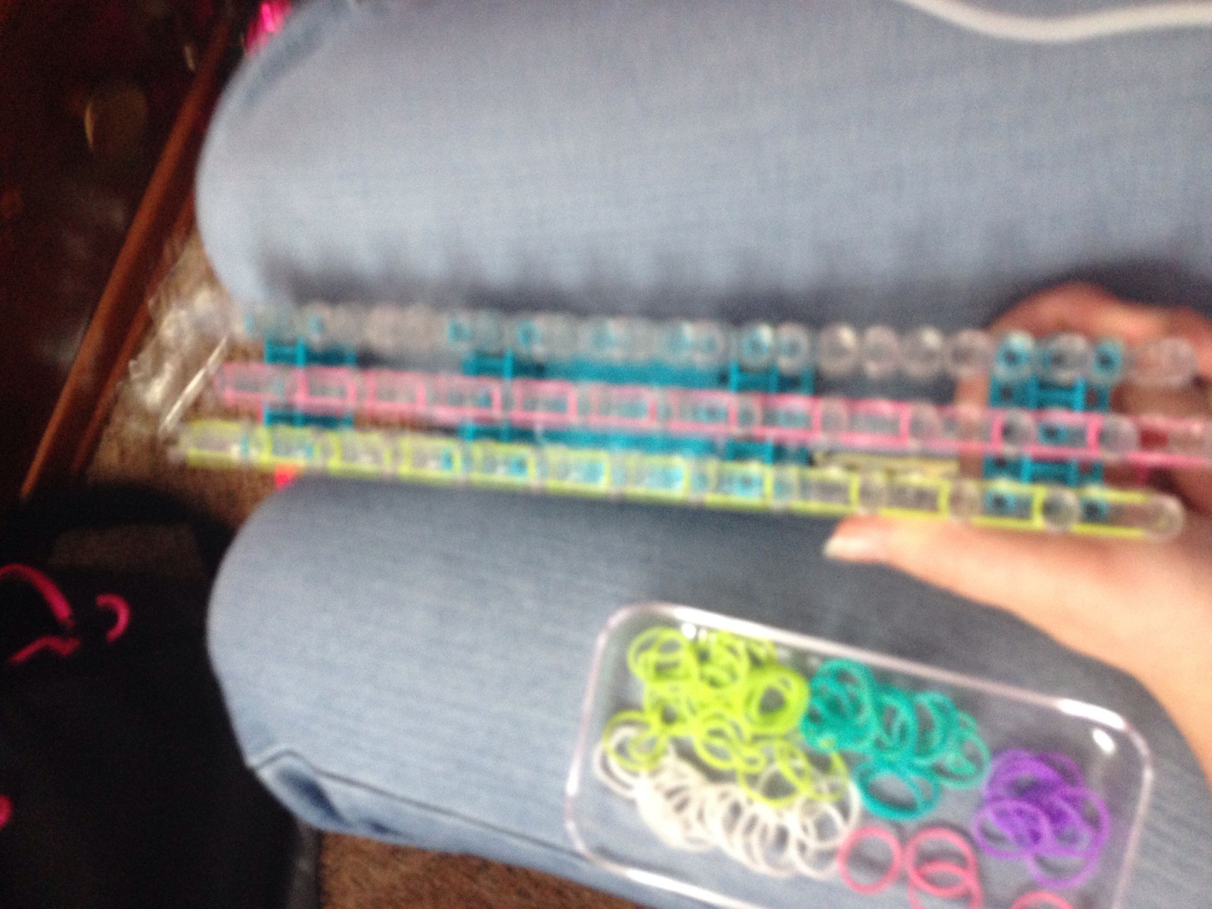 Triple Single Rainbow Loom Bracelet : 29 Steps - Instructables