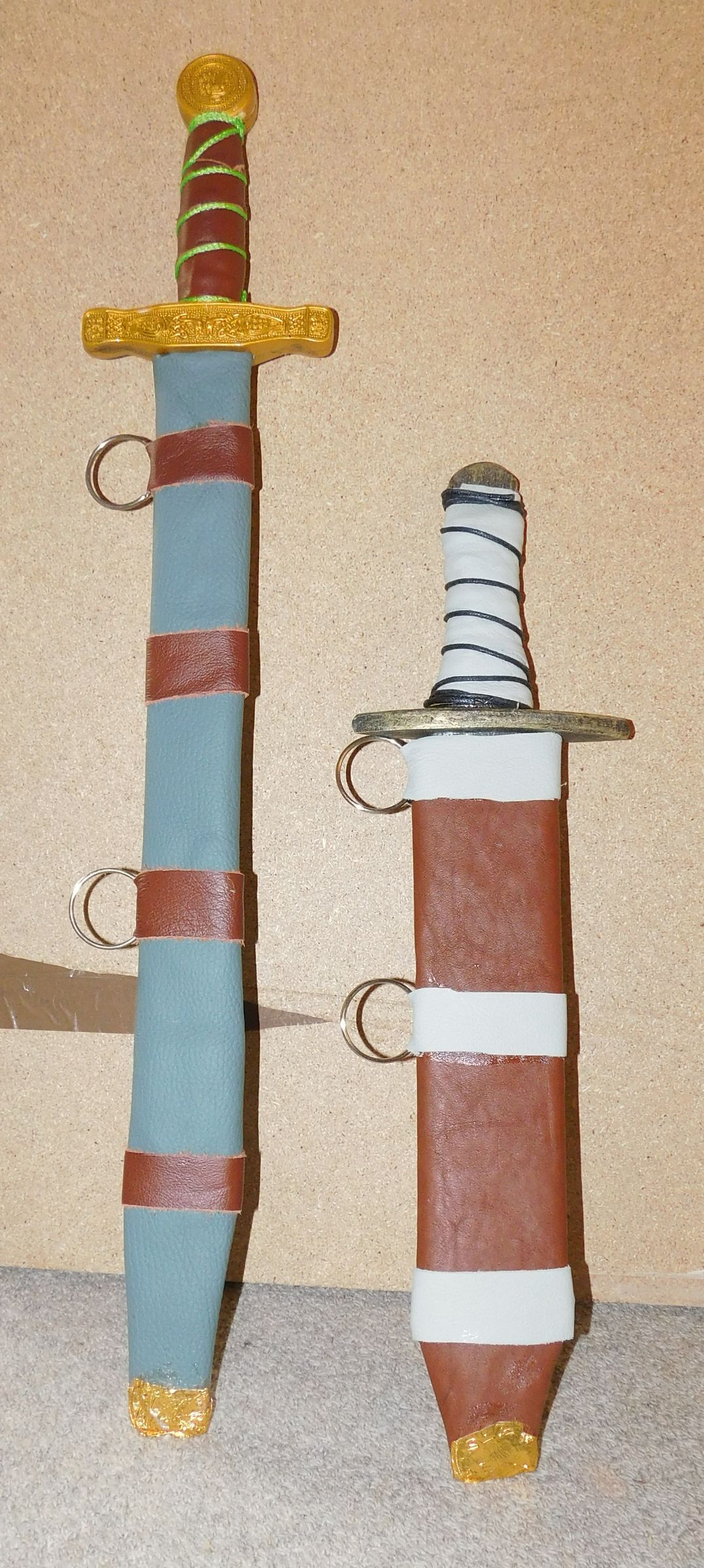 Cardboard Scabbard : 7 Steps - Instructables