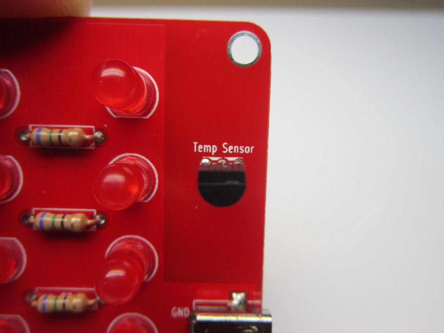Binary Thermometer 2.0 : 7 Steps - Instructables