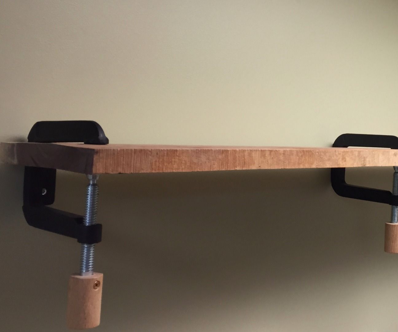 C-Clamp Wood Shelf : 6 Steps (with Pictures) - Instructables