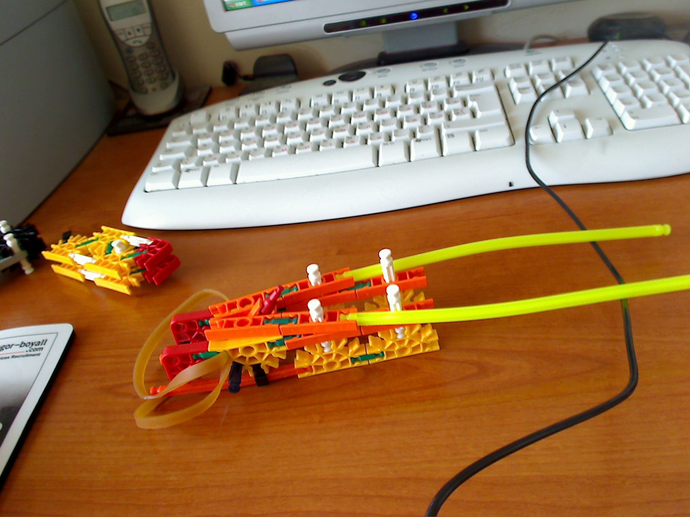 The Knex Mp5 With a Realistic Magazine : 7 Steps - Instructables