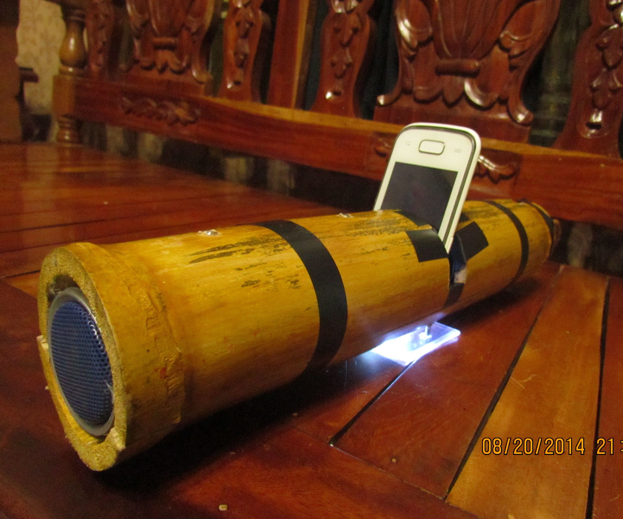 Smartphone Holder/amplifier With LED : 5 Steps - Instructables