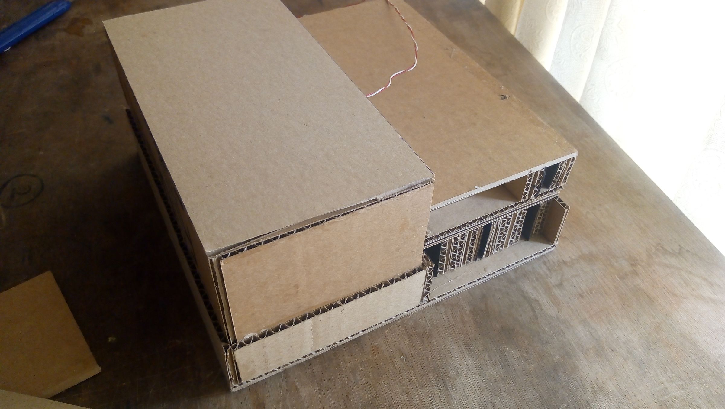 Home Theater Using Cardboard : 9 Steps (with Pictures) - Instructables