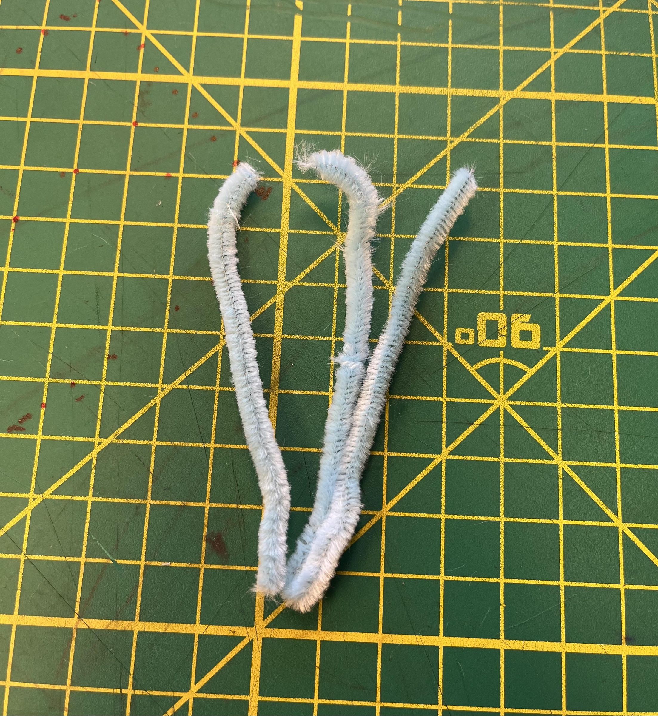 How to Make a Pipe Cleaner Flower : 11 Steps - Instructables