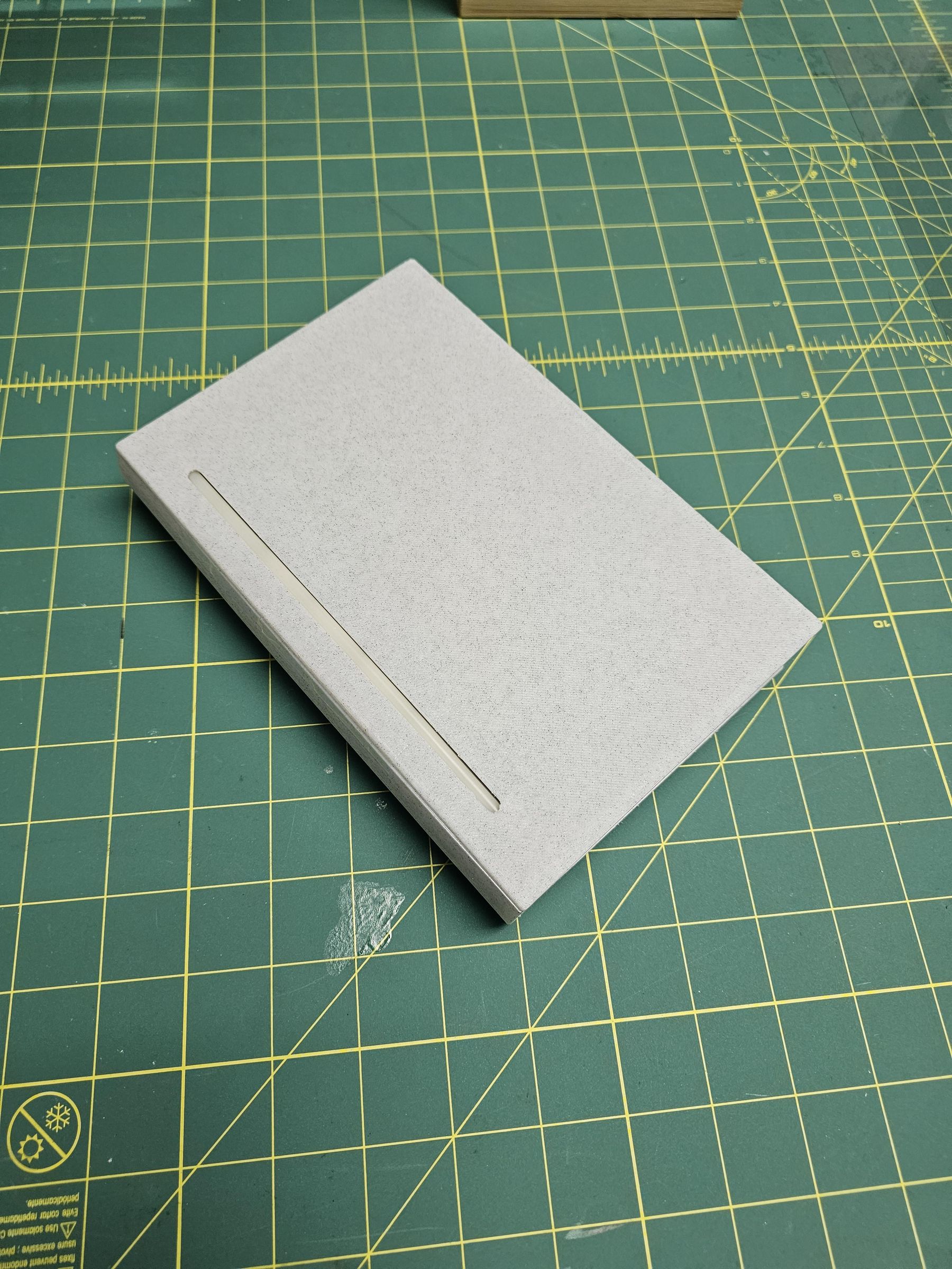 Slide in Slide Out Bookshelf Light : 5 Steps (with Pictures ...