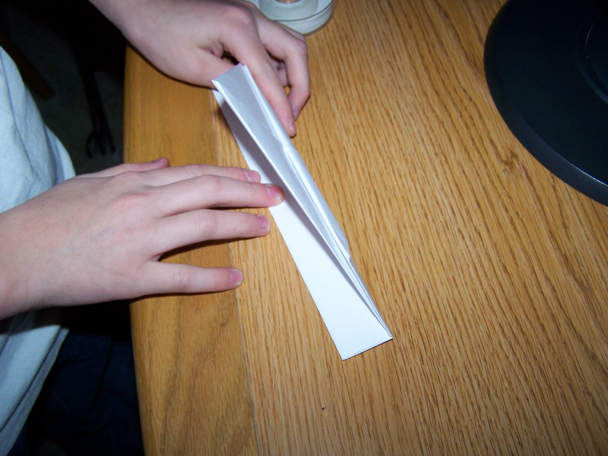 Make Your Own Paper Tiara : 14 Steps - Instructables