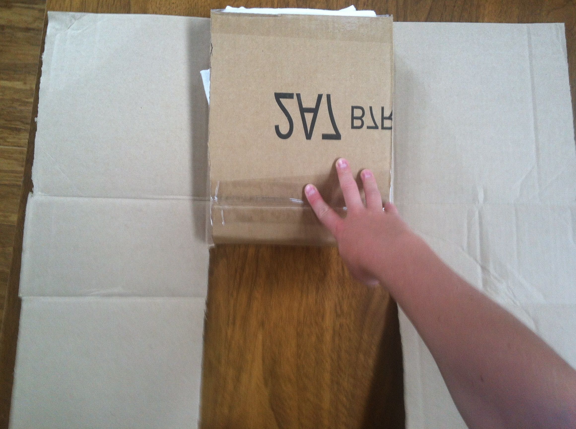 How to Make a Shirt-Folder Out of Cardboard : 3 Steps - Instructables