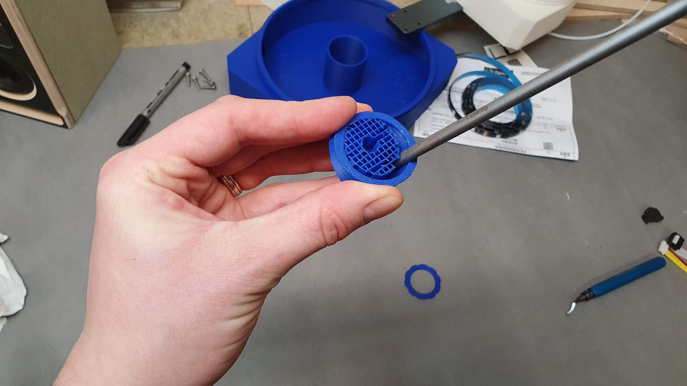 AnkerMake M5 Dry Box Spool Holder : 12 Steps (with Pictures ...