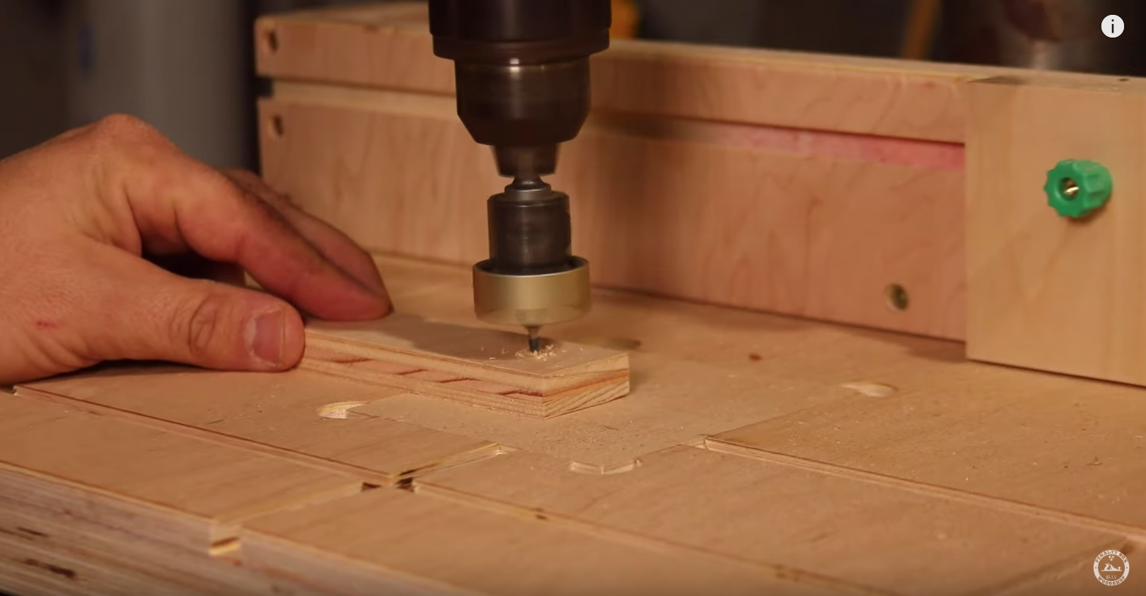 How to Make a Simple Planer Sled for Flattening Wide Boards : 4 Steps ...