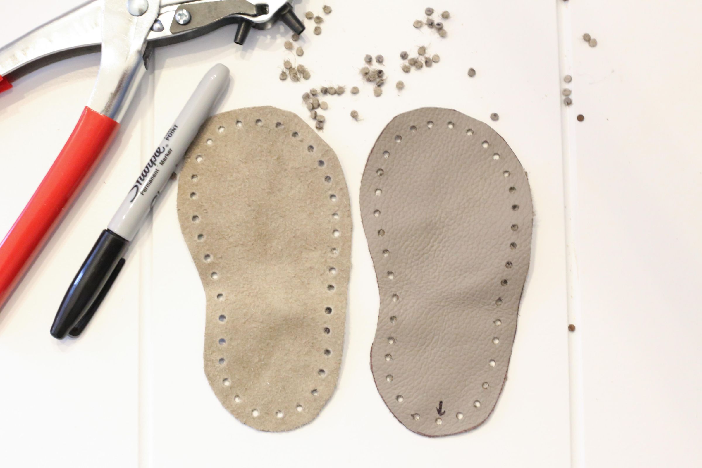 Leather Soled Toddler Slippers : 5 Steps (with Pictures) - Instructables