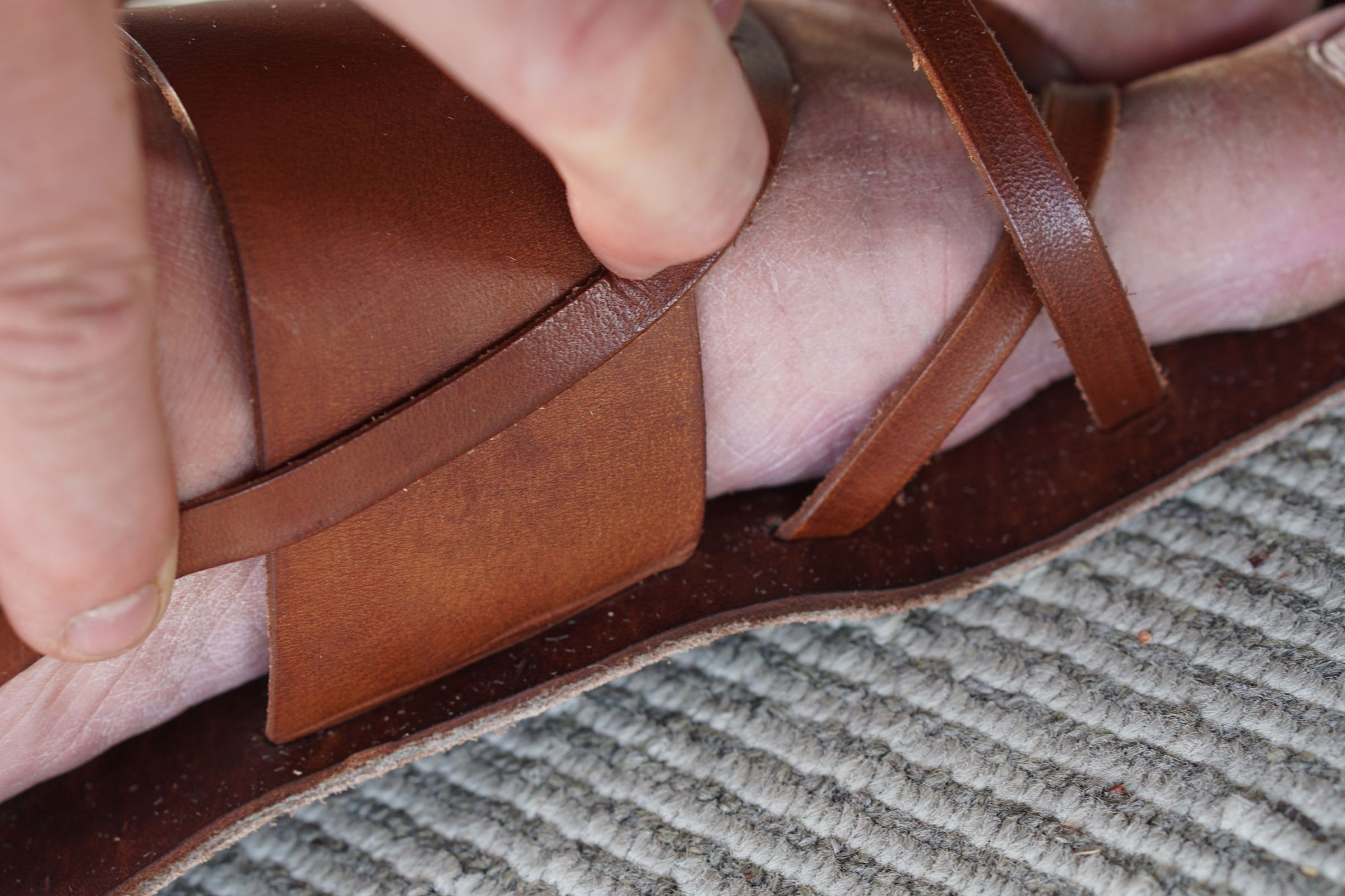 The Ultimate Super Hip Sandals : 16 Steps (with Pictures) - Instructables