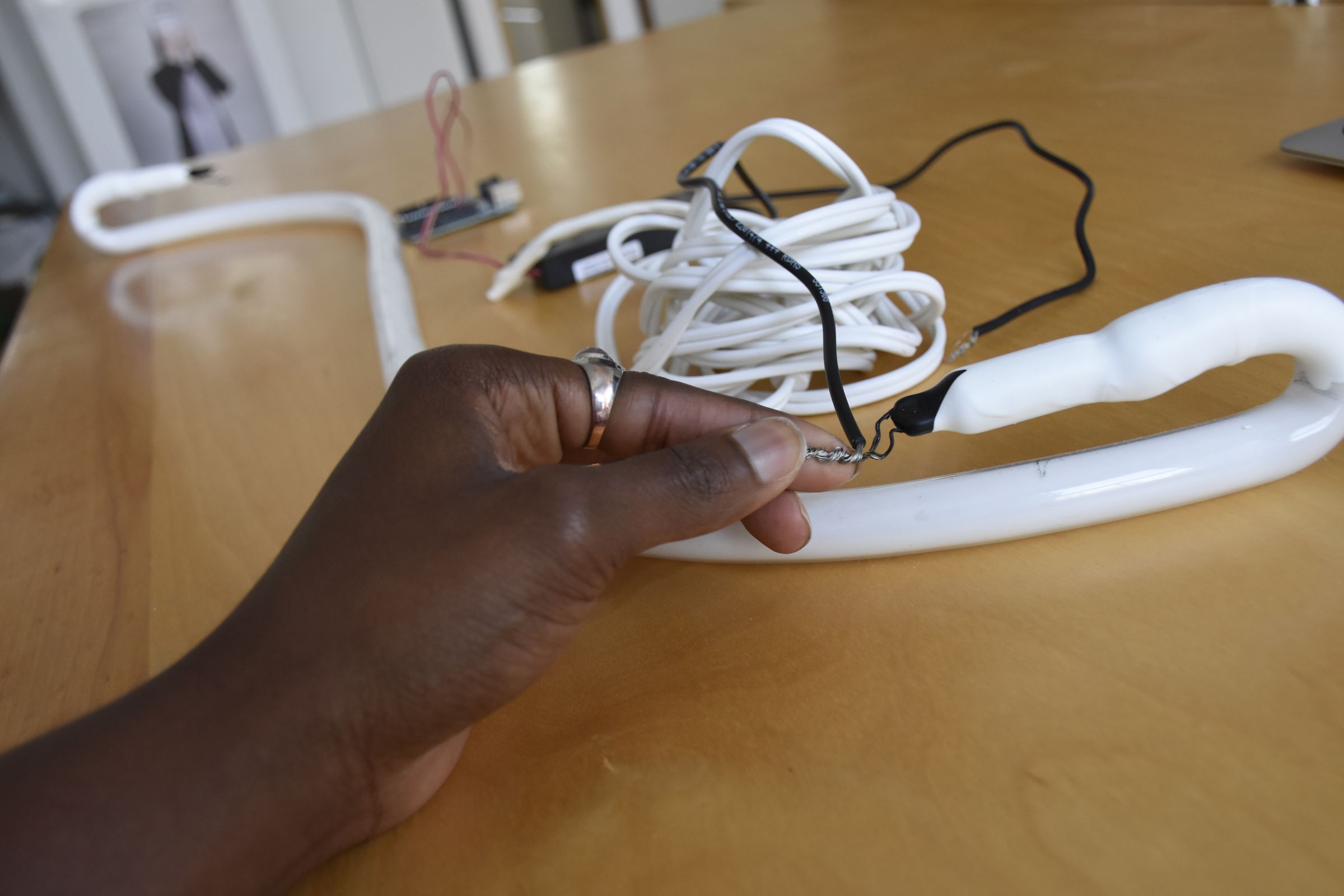 Controlling a Neon Light With an Arduino : 7 Steps (with Pictures ...