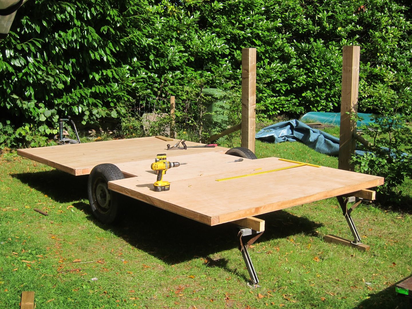 A Hut on Wheels : 22 Steps (with Pictures) - Instructables