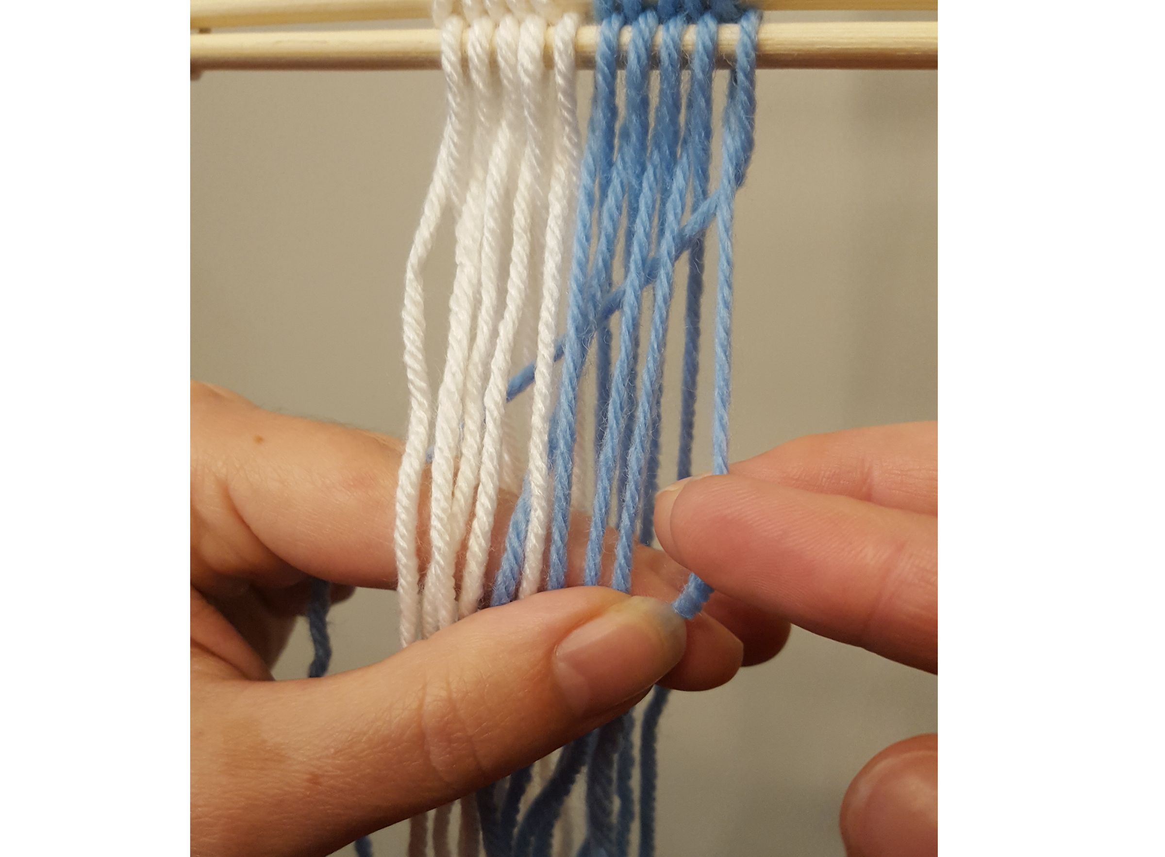 How to Fingerweave Something : 17 Steps (with Pictures) - Instructables