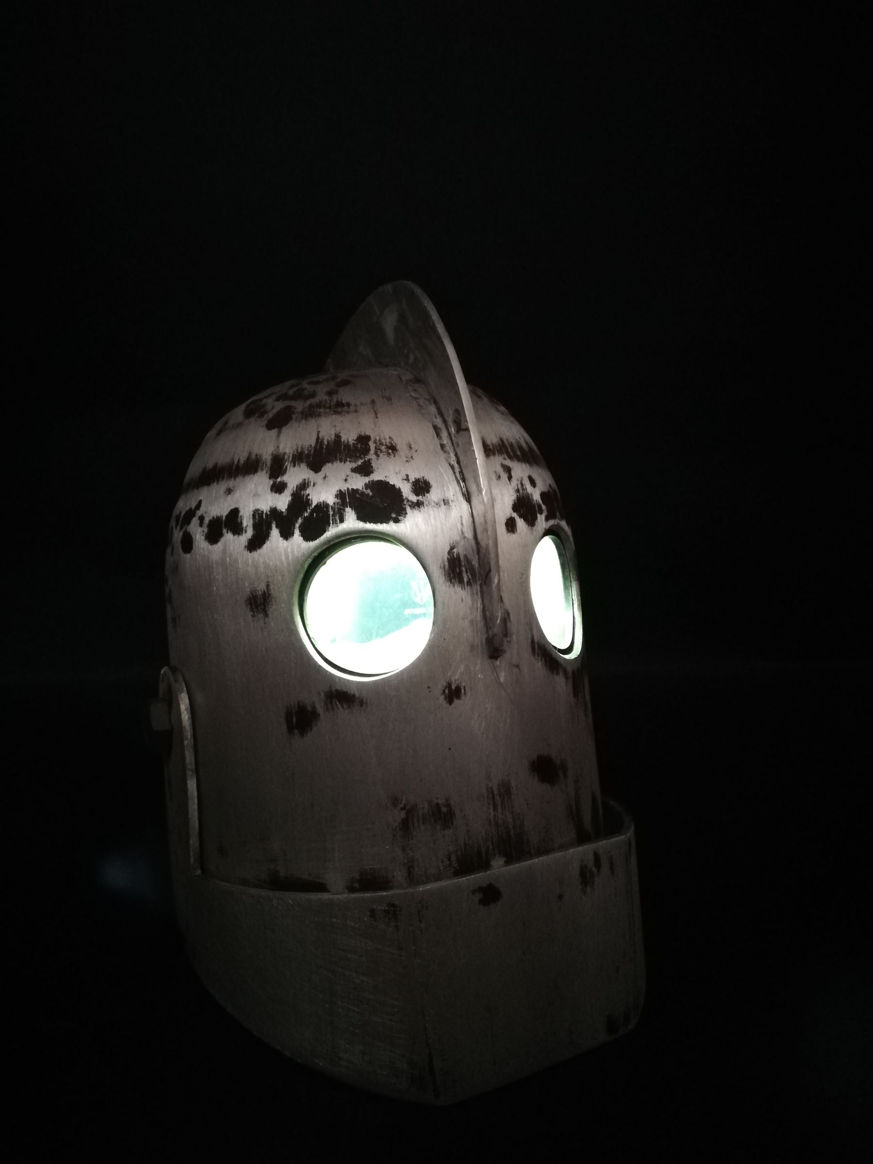 The Iron Giant | Head Build : 12 Steps (with Pictures) - Instructables