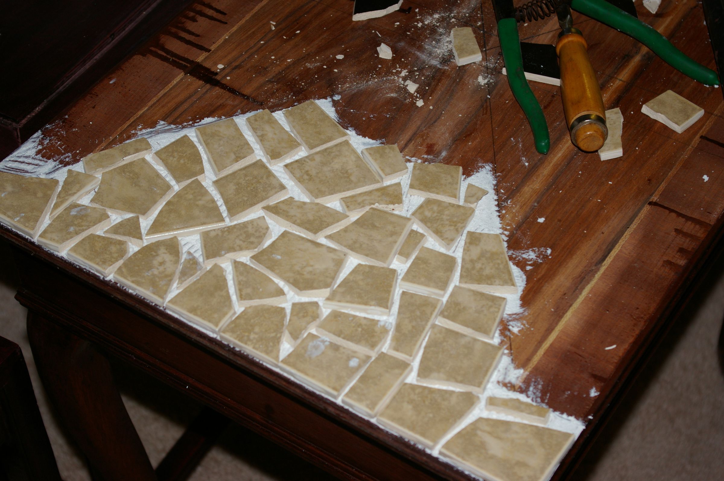 Broken Tile Table : 3 Steps - Instructables