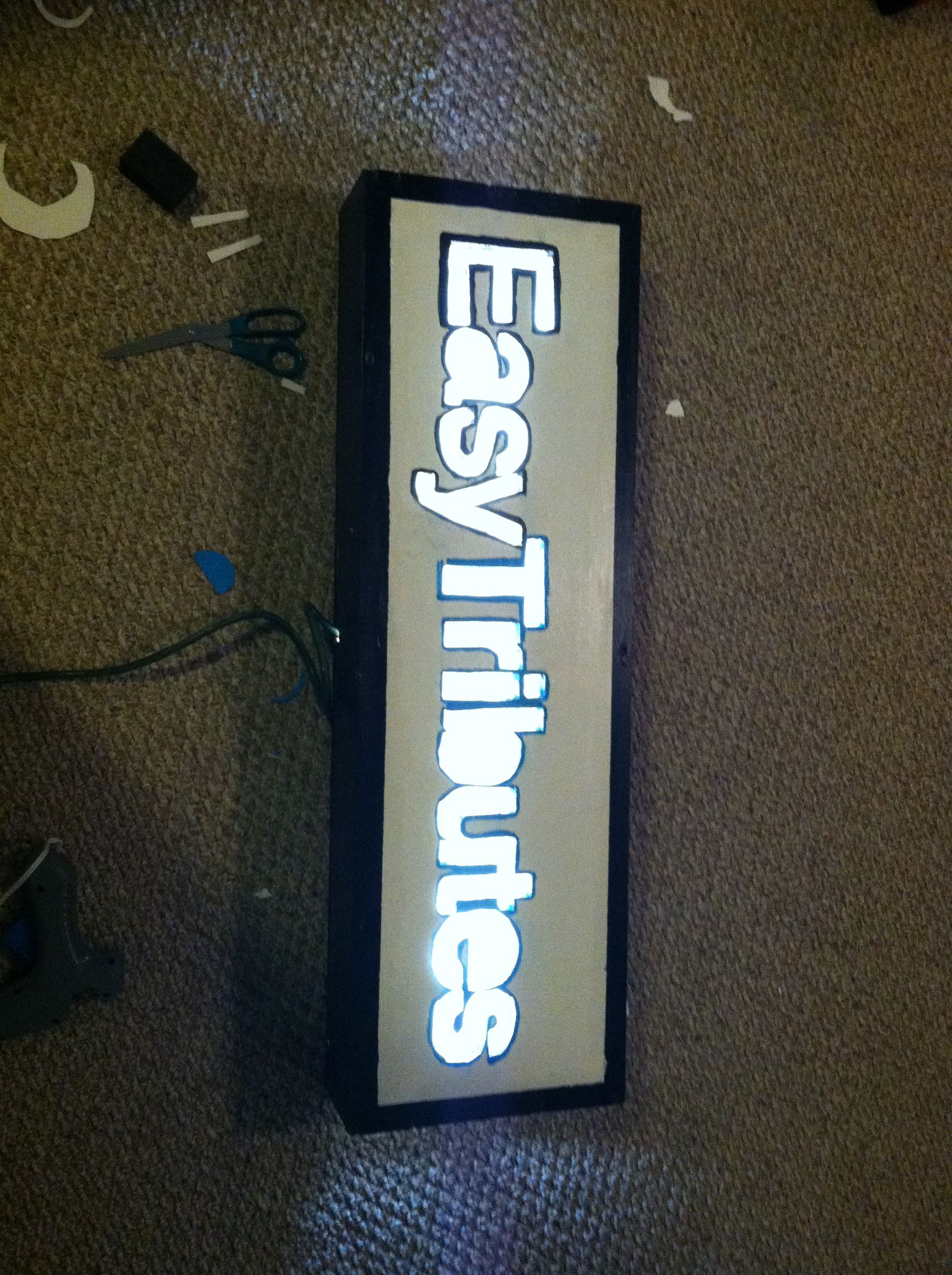 DIY Backlit Wood Sign - (from Jumpfroggy's 'ible) - Instructables