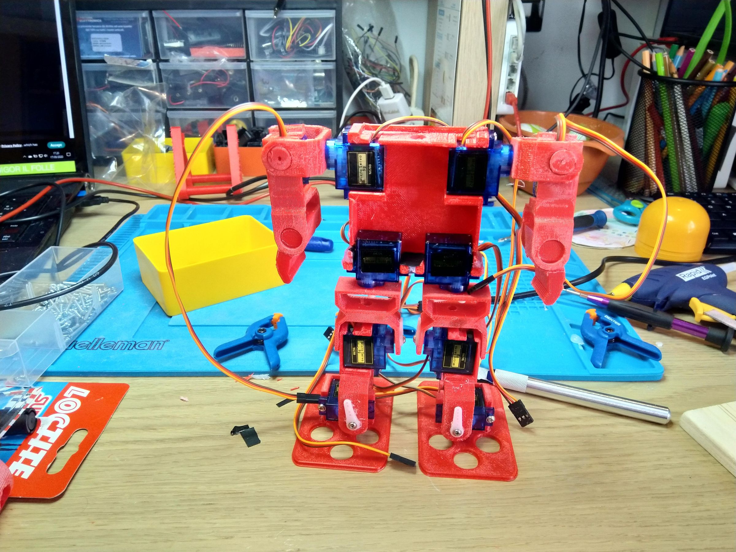 Dancing MicroBit Robot : 6 Steps - Instructables