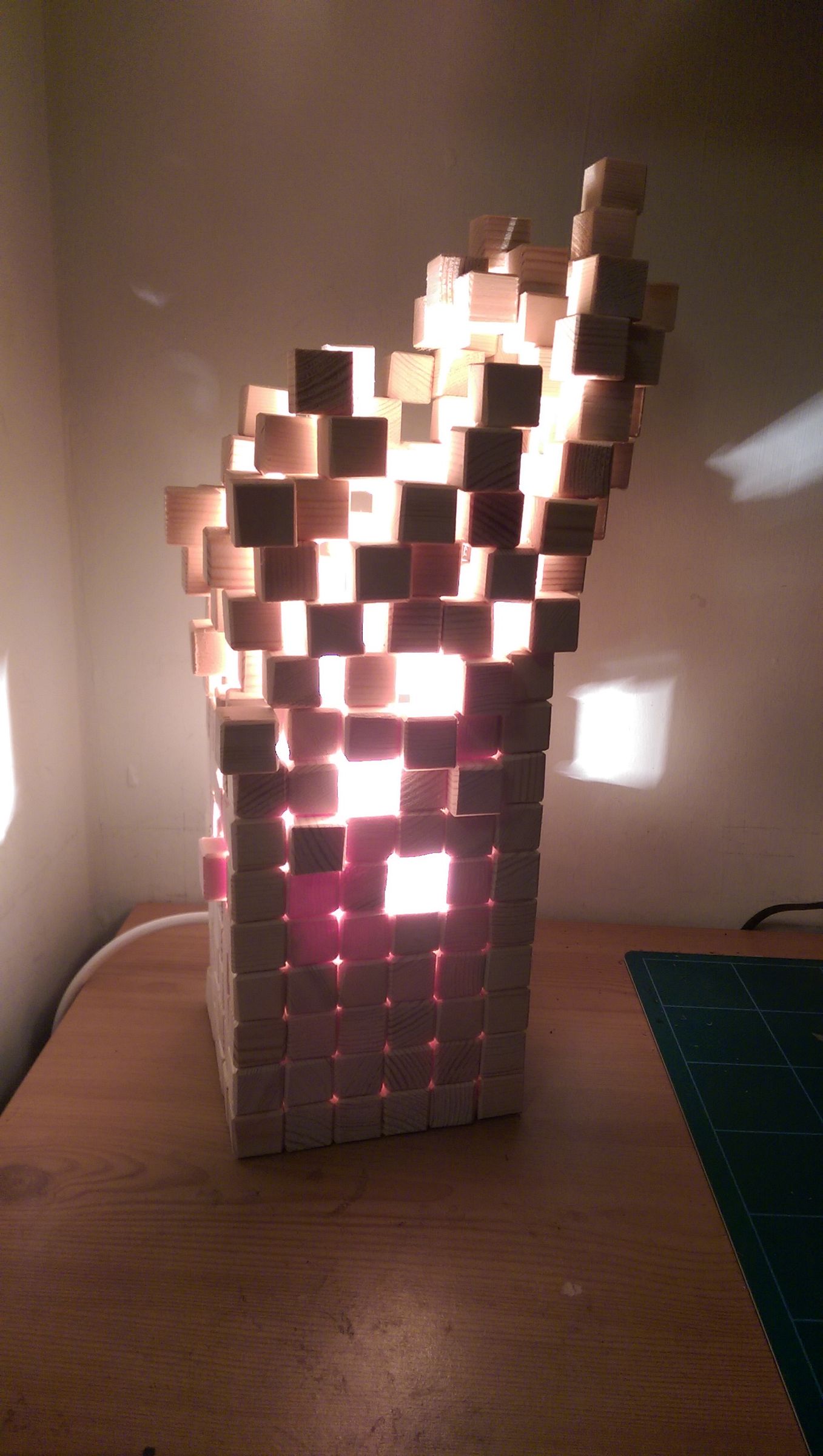 Wooden Pixel Lamp : 8 Steps (with Pictures) - Instructables
