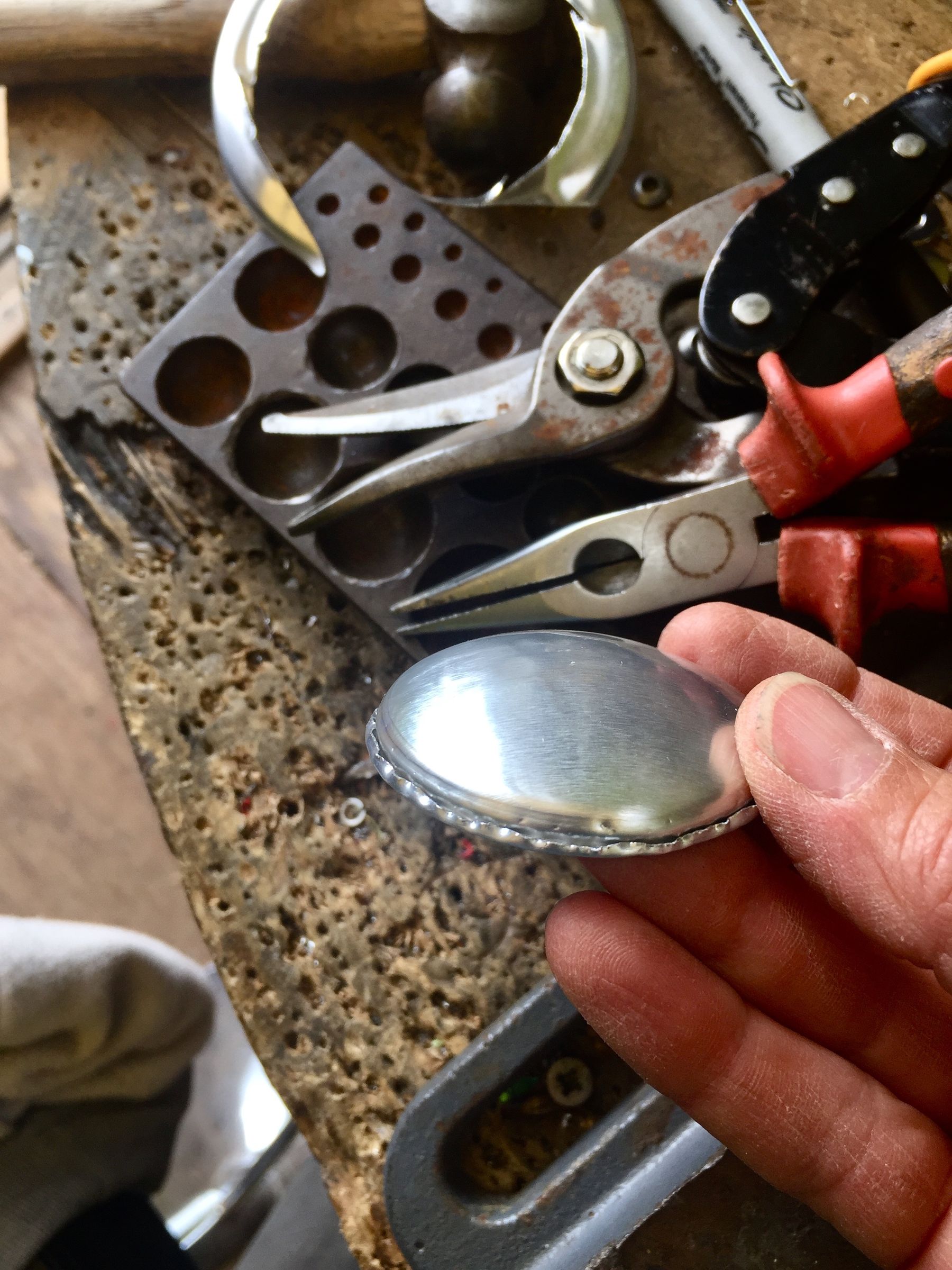 Recycled Metal Bug : 14 Steps (with Pictures) - Instructables