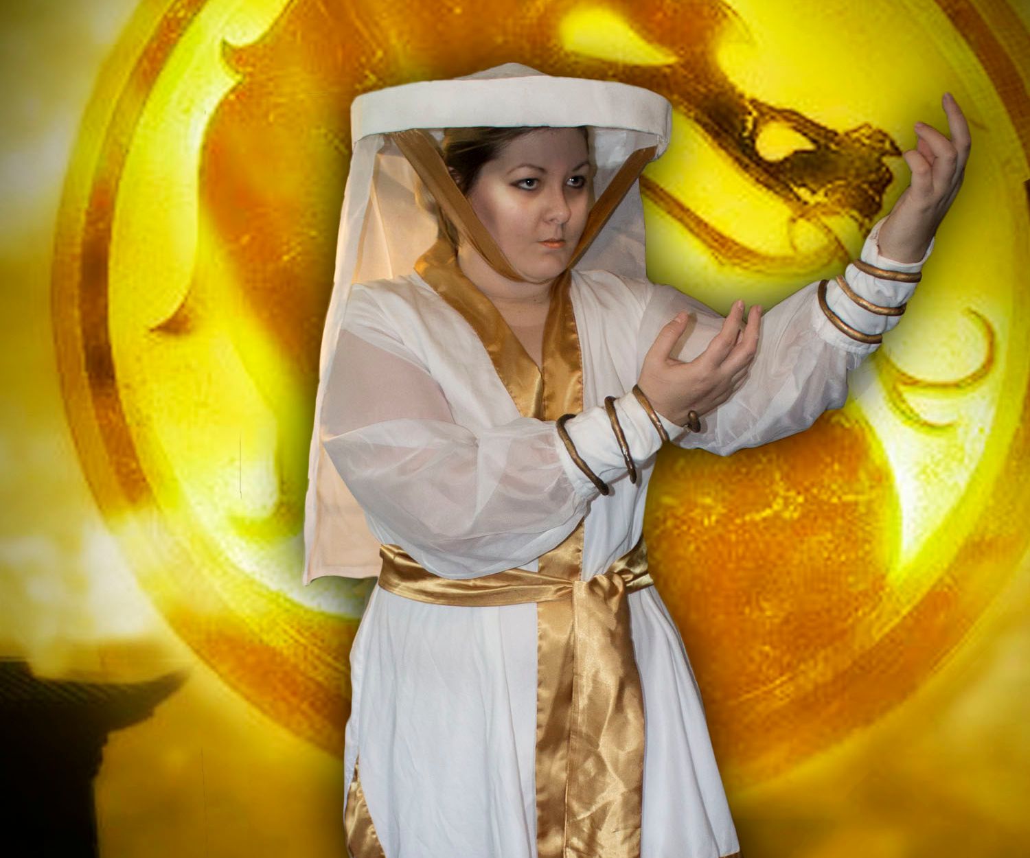 Ashrah Cosplay : 5 Steps - Instructables