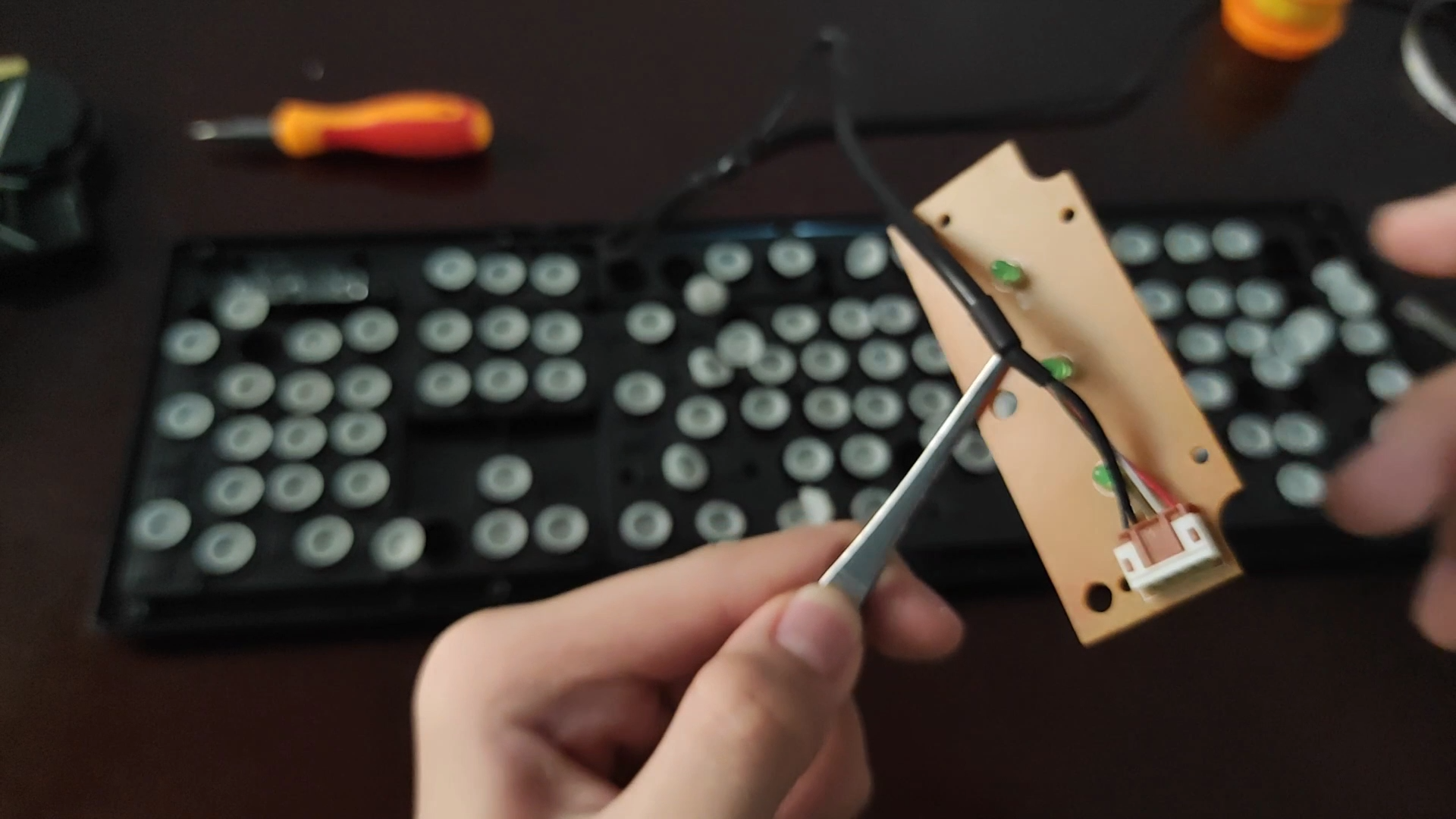 DIY Backlit Keyboard: Convert Non Backlit Keyboard Into a Backlit ...