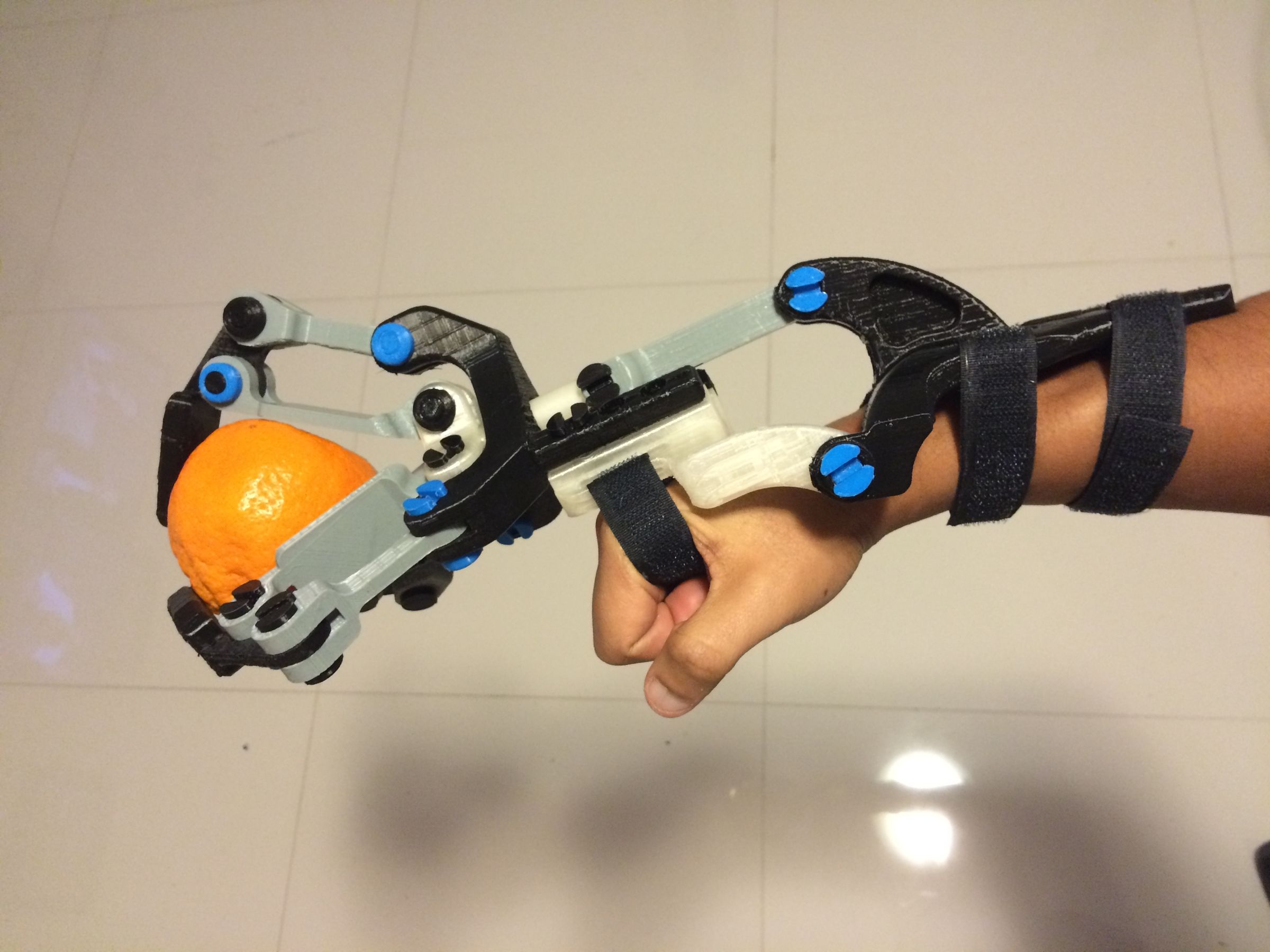 Black Ram Hand (Robotic/Prosthetic Hybrid) : 8 Steps (with Pictures ...