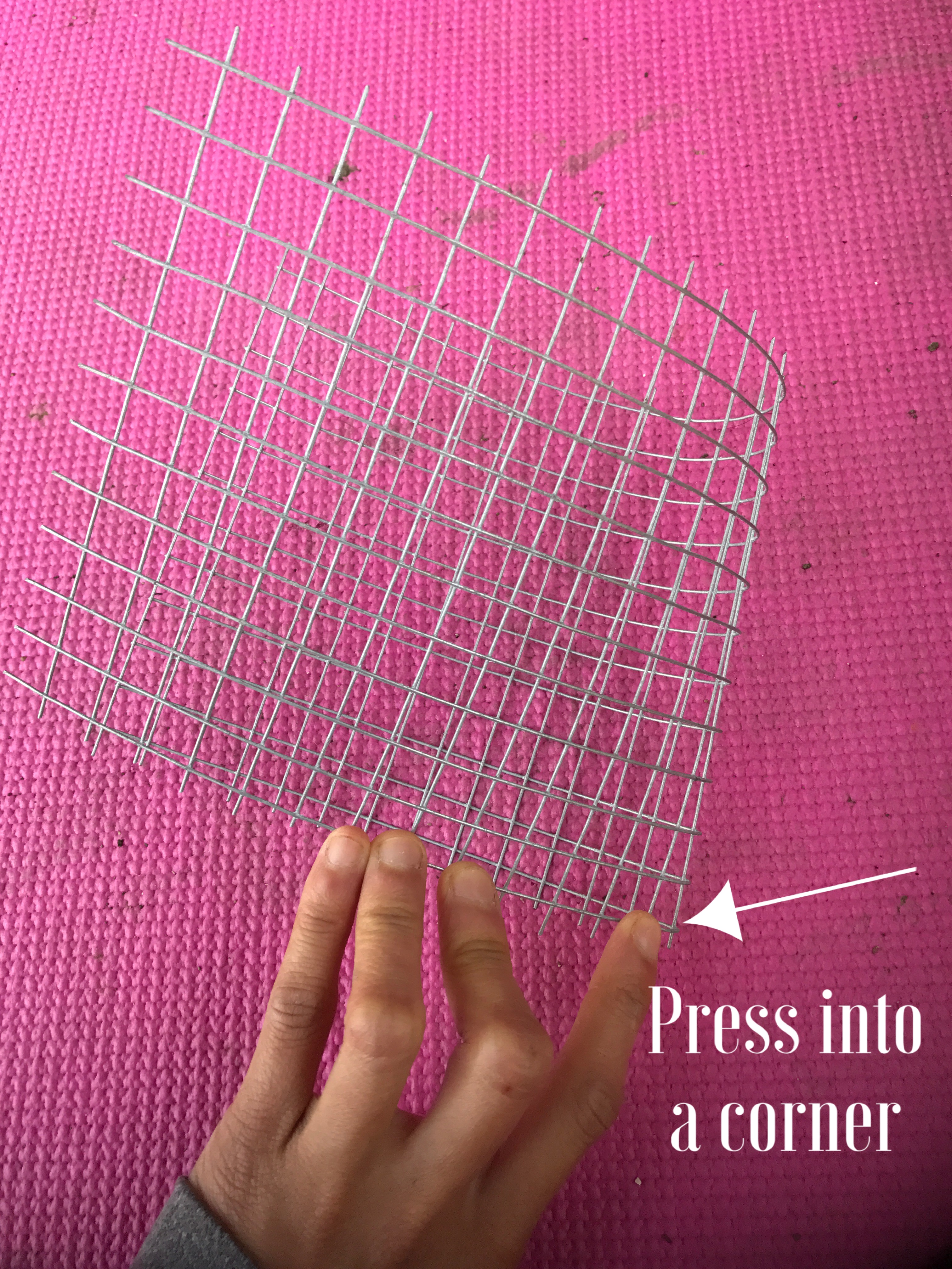 Easy and Cheap Gopher Cage : 5 Steps (with Pictures) - Instructables