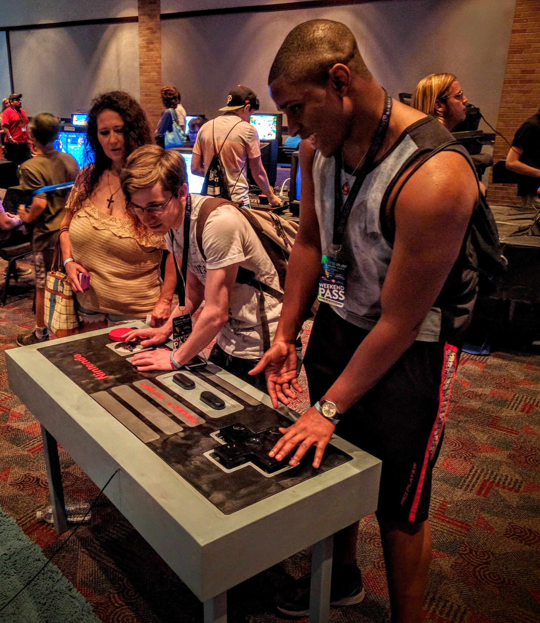 Functional, Huge 100x NES Controller Coffee Table : 11 Steps (with ...