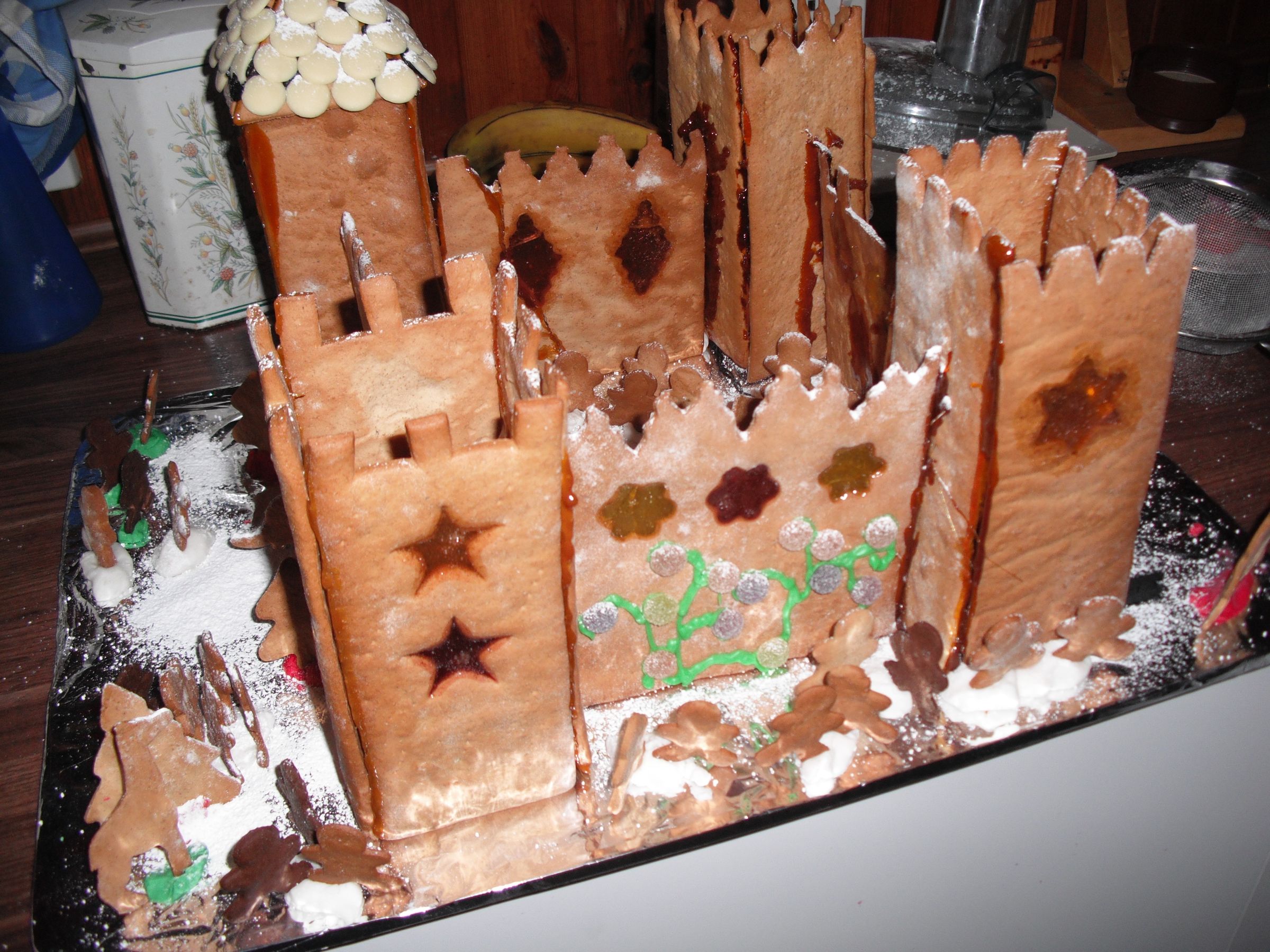 Gingerbread (Pepperkake) Castle : 7 Steps (with Pictures) - Instructables