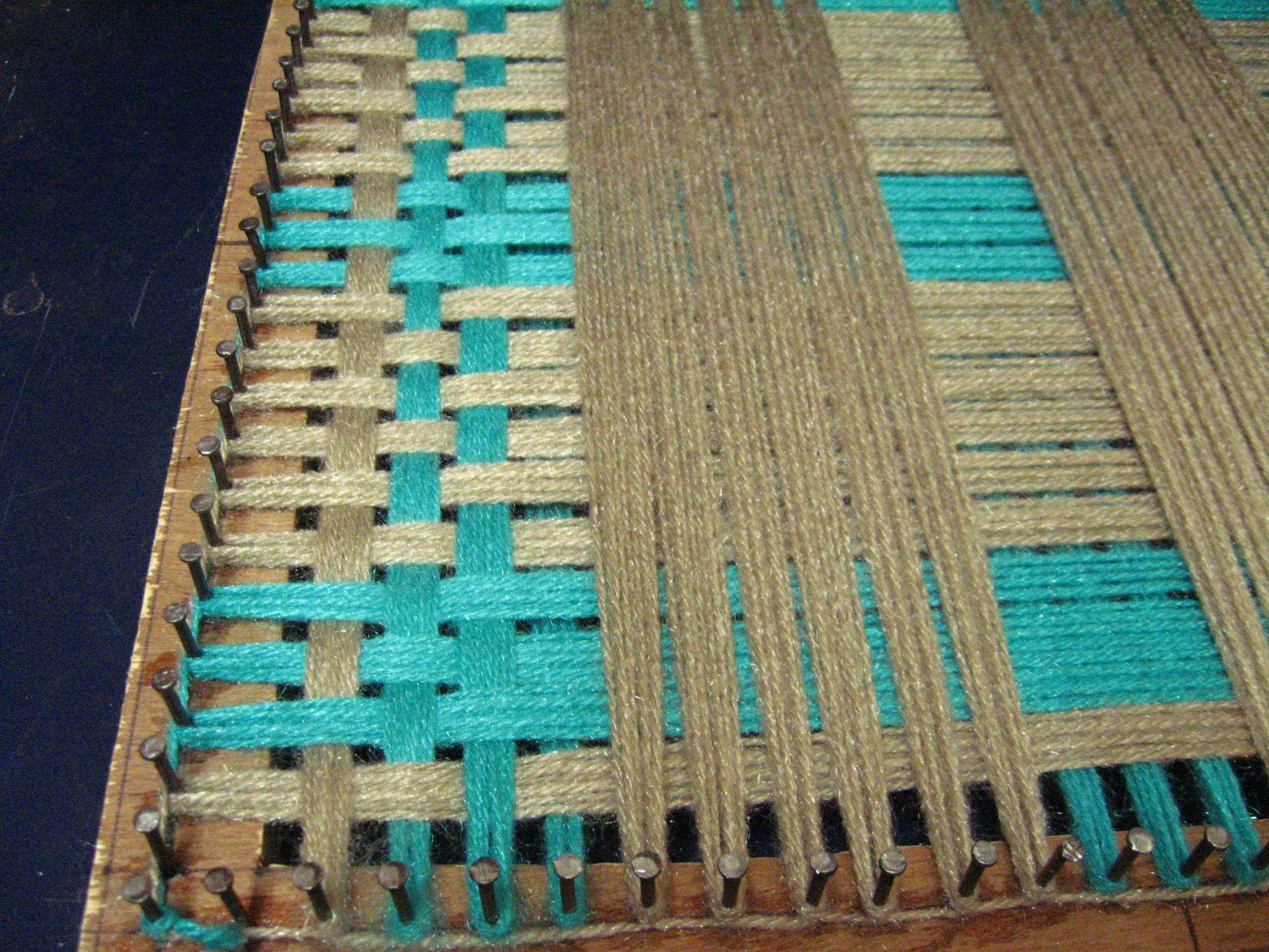 How to Weave a Small Table Mat With Home Made Loom : 13 Steps (with ...