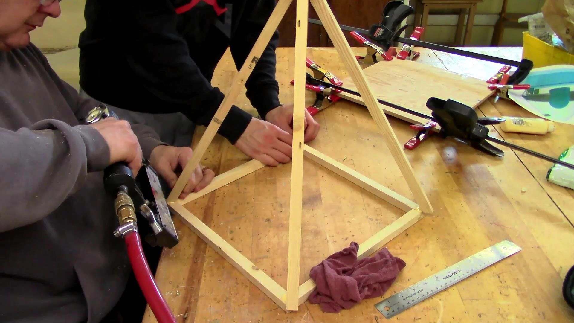 The Electro-Pyramid Puzzle : 12 Steps - Instructables