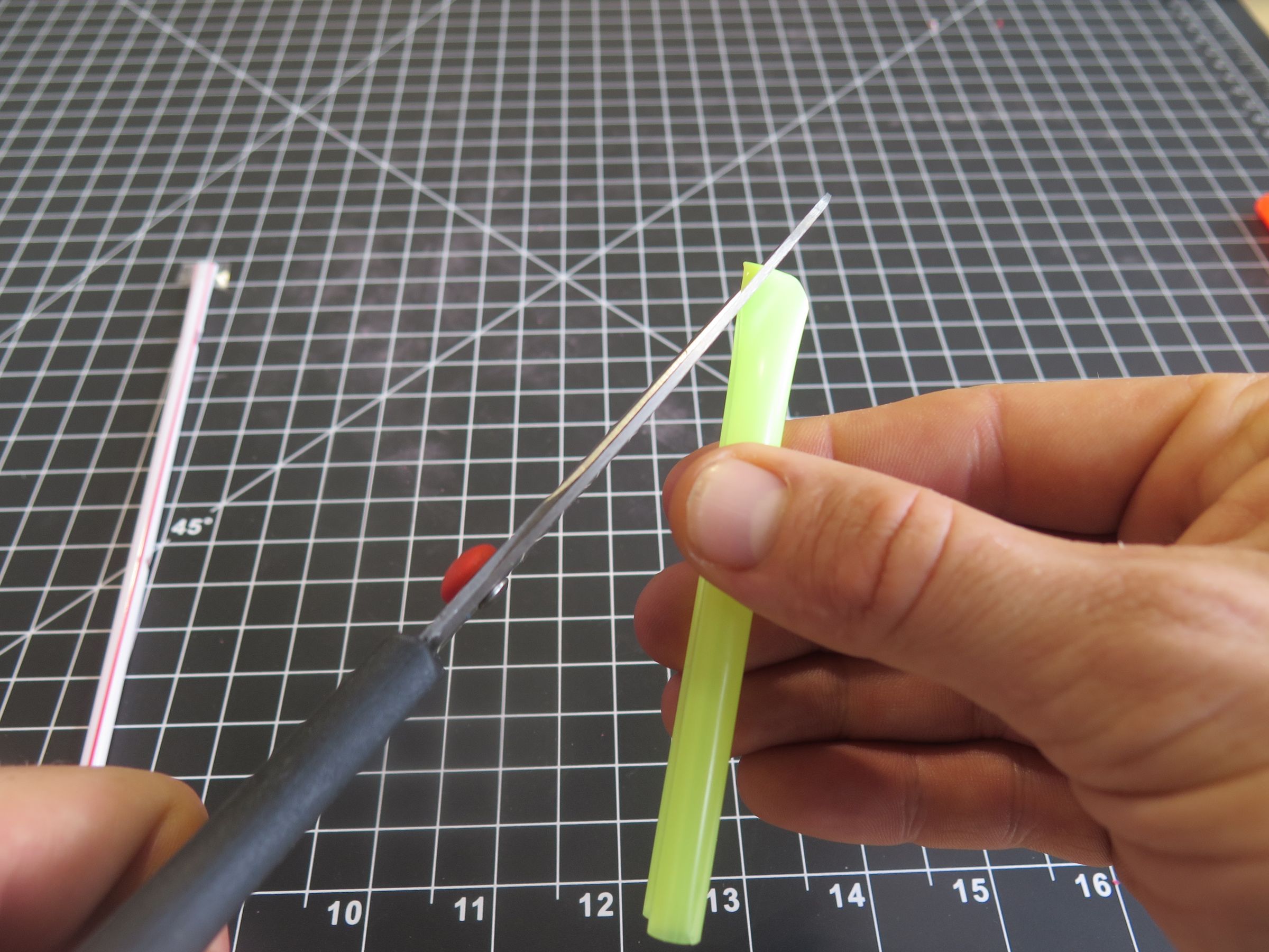 Straw Propellor : 8 Steps (with Pictures) - Instructables