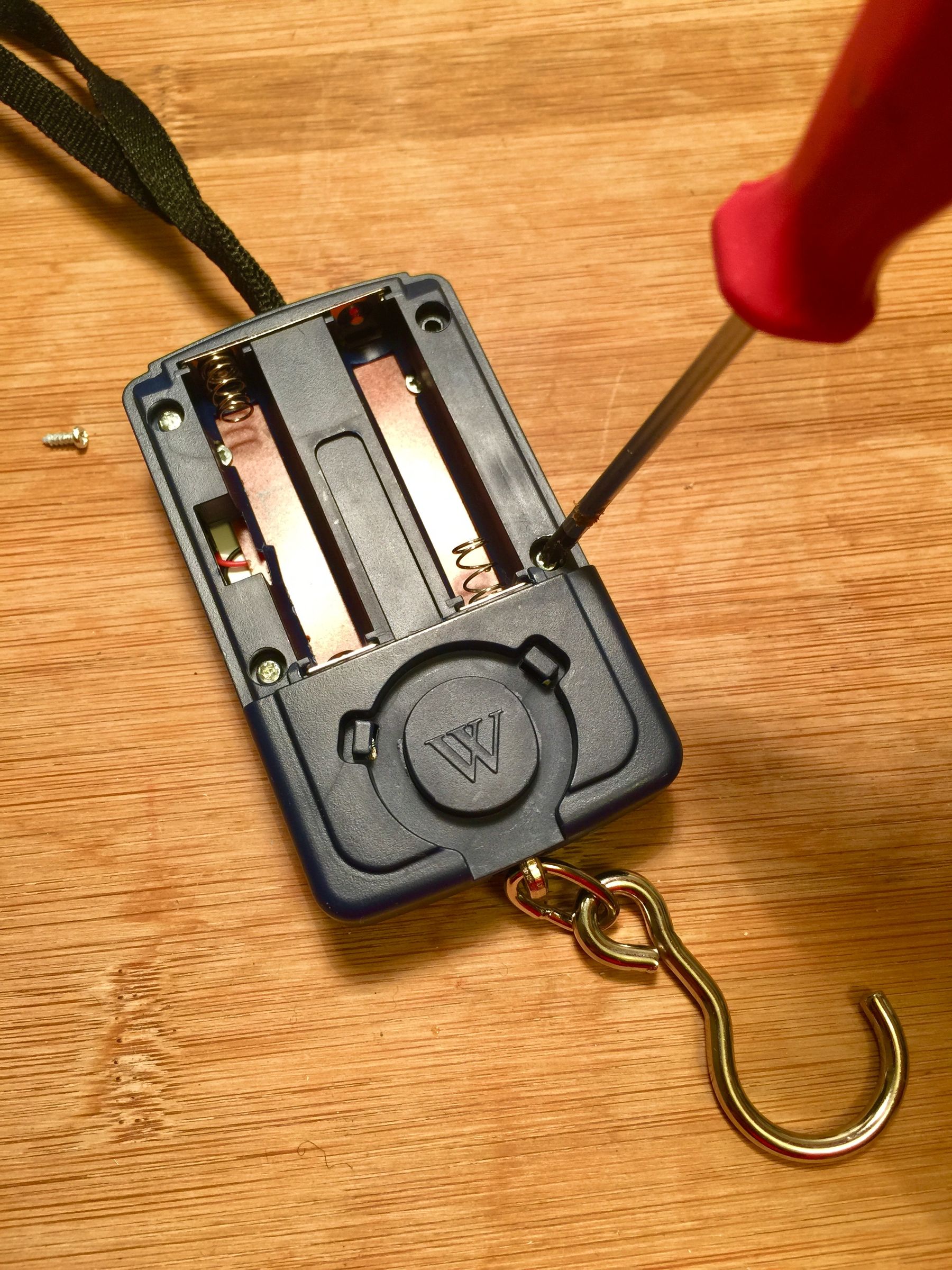 Get a Hanging Weight Sensor Out of a Luggage Scale for Your Arduino ...