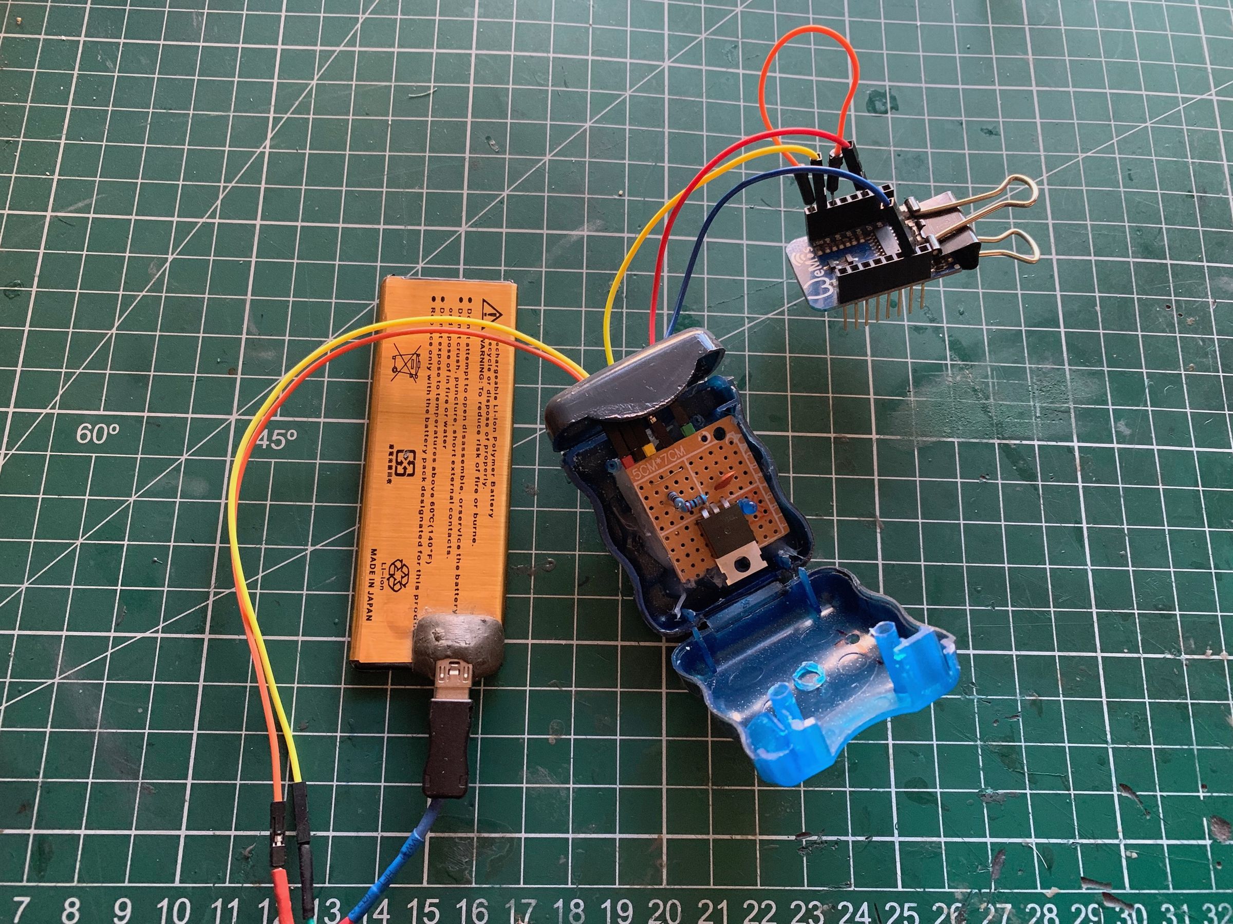 Monitoring Solar Panel Backup LiPo Bateries Using a Mosfet Transistor ...