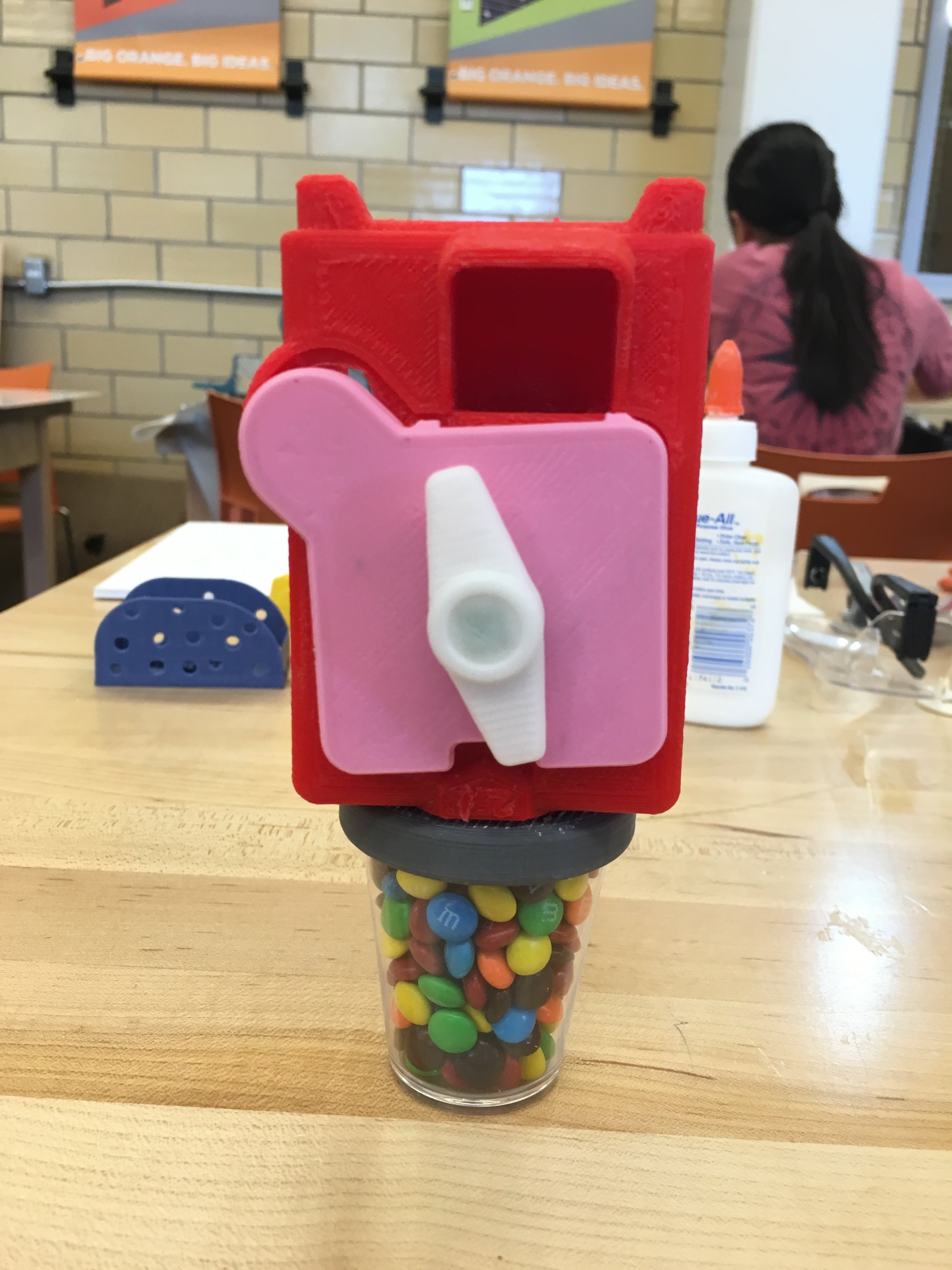 Candy Dispenser : 3 Steps (with Pictures) - Instructables
