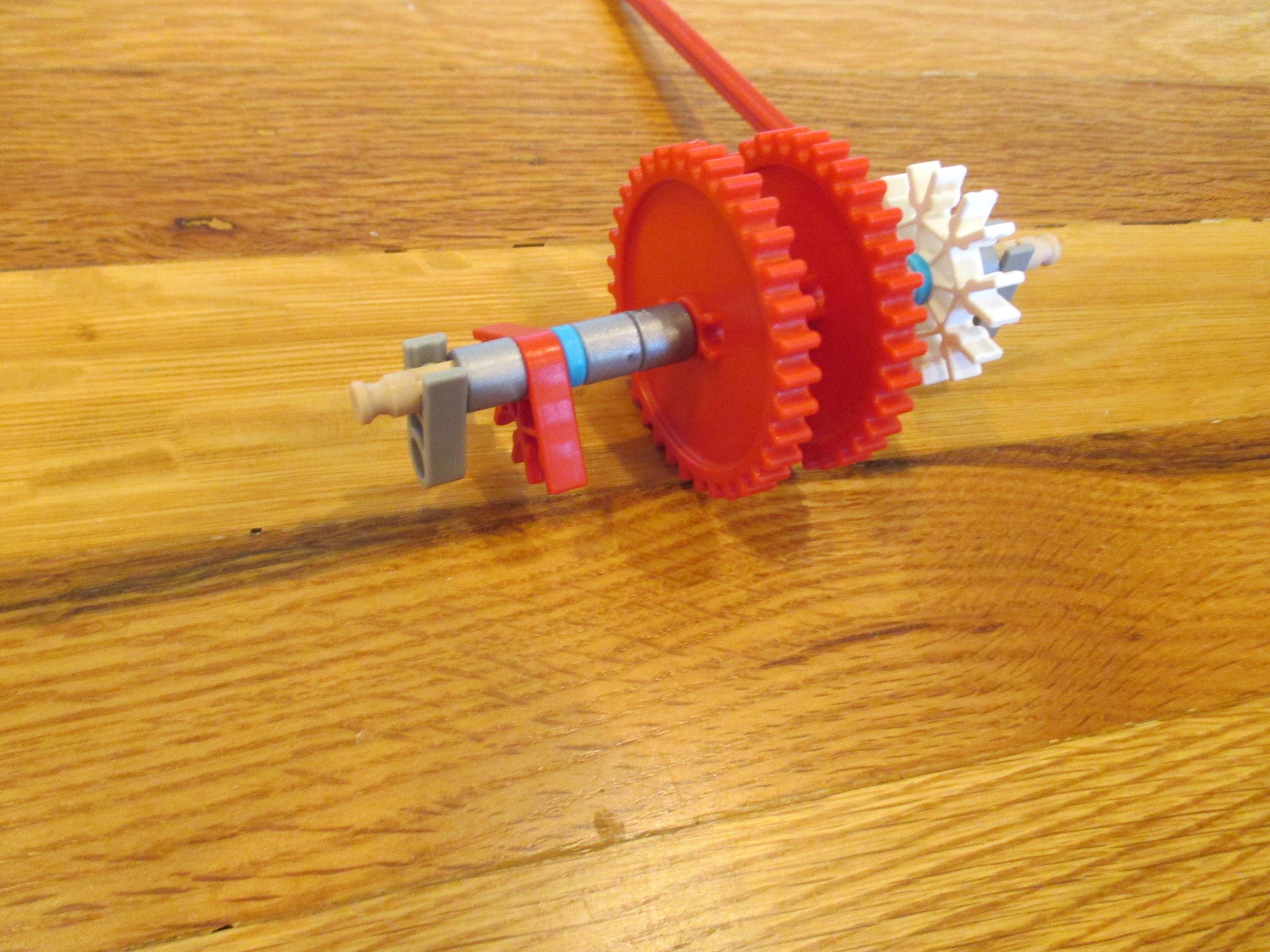 Separating Chain Lift: a K'nex Ball Machine Lift : 9 Steps - Instructables